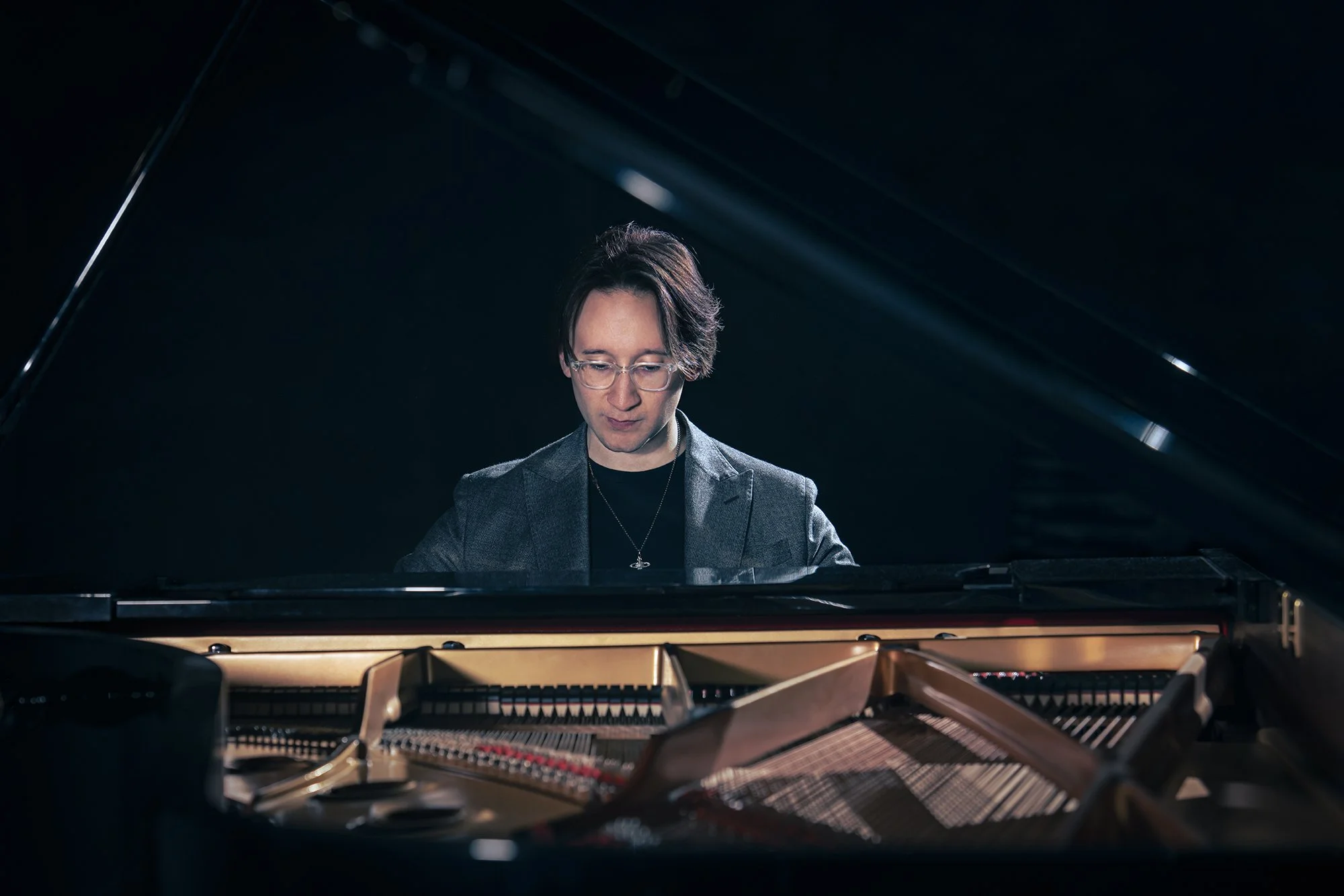ABOUT — VIKTOR ERIK EMANUEL · PHOTOGRAPHER & PIANIST