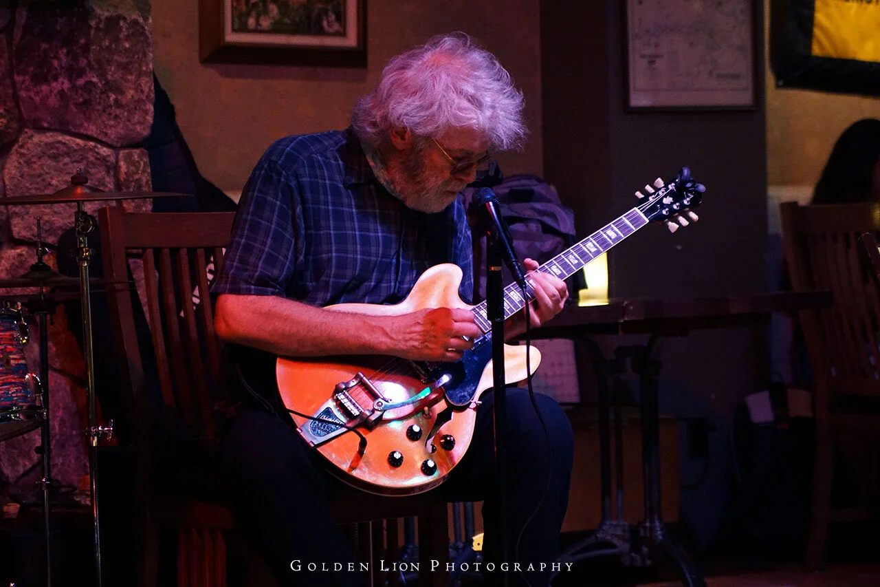 Ed Scheer’s Fantastic Return To Our Stage — Menotomy Grill & Tavern