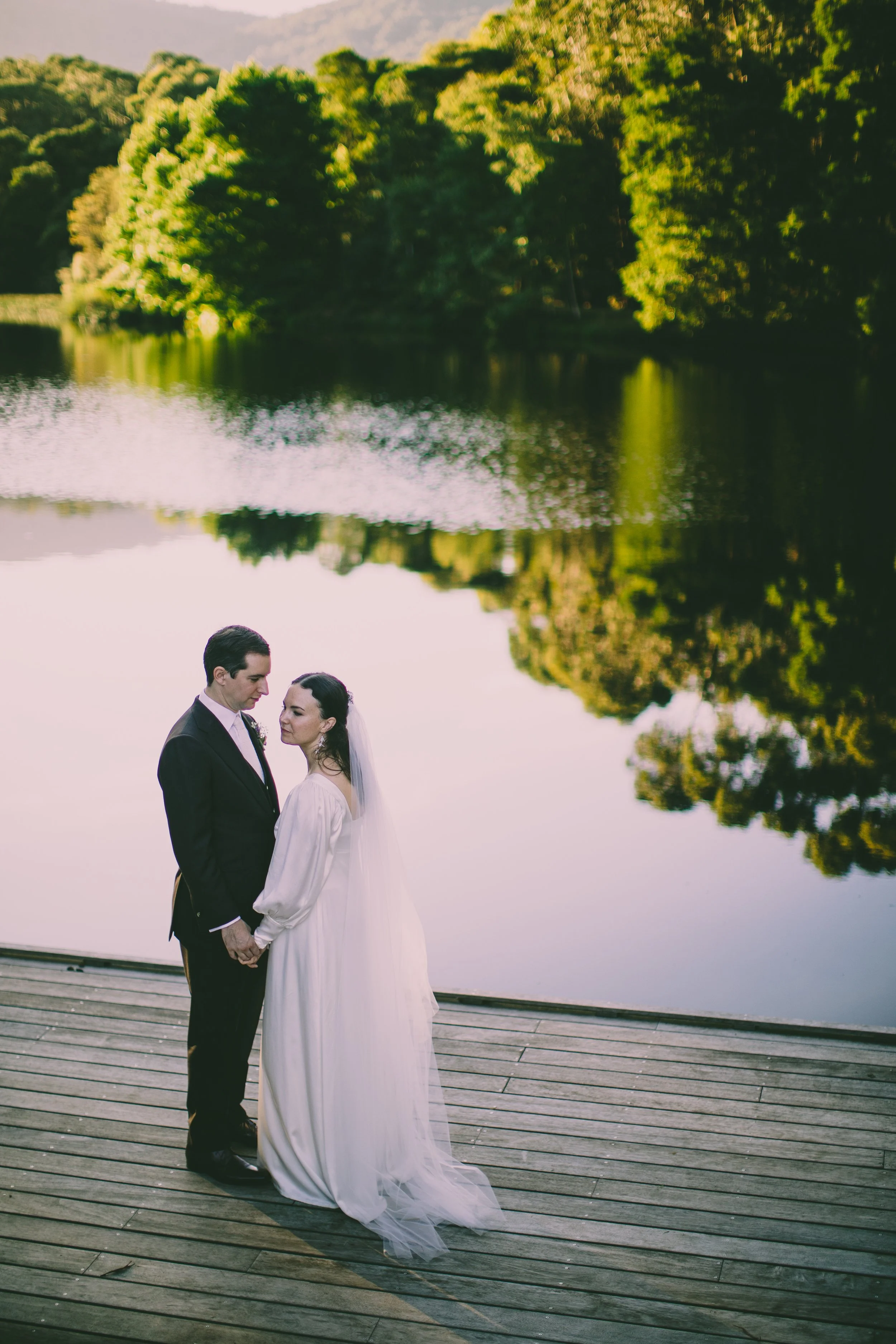 8 LOVE POEMS BY RUPI KAUR FOR YOUR ELOPEMENT VOWS-ROHIT JHAWAR PHOTOGRAPHY