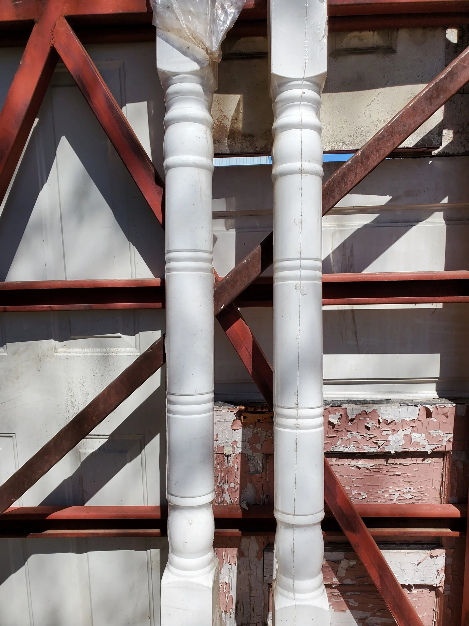 Antique Long Brass Handrail — Orr-Reed