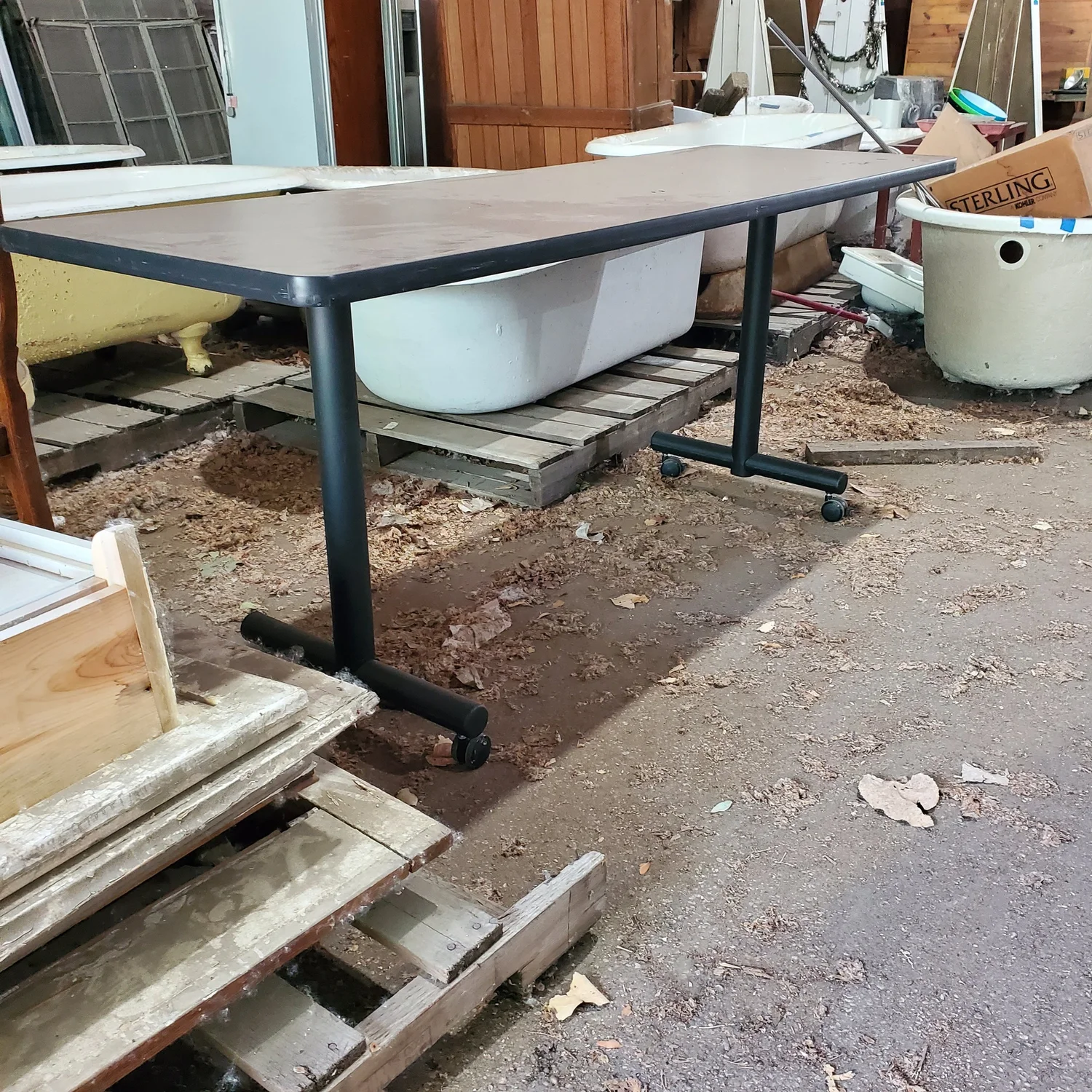 6’ marble round top — Orr-Reed