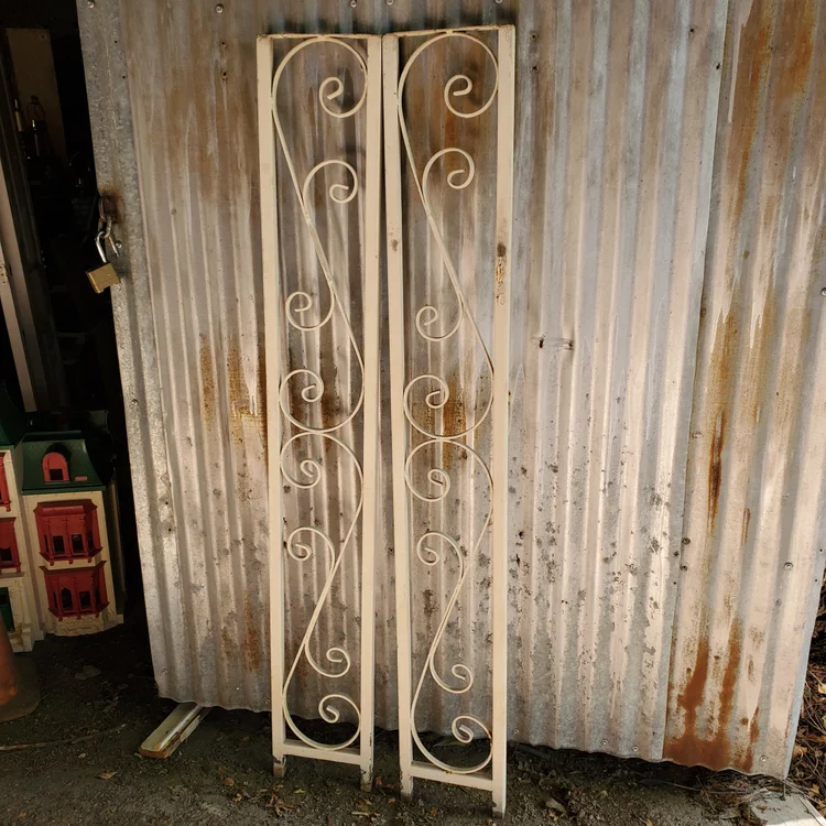 Iron Porch Posts (pair) — Orr-Reed
