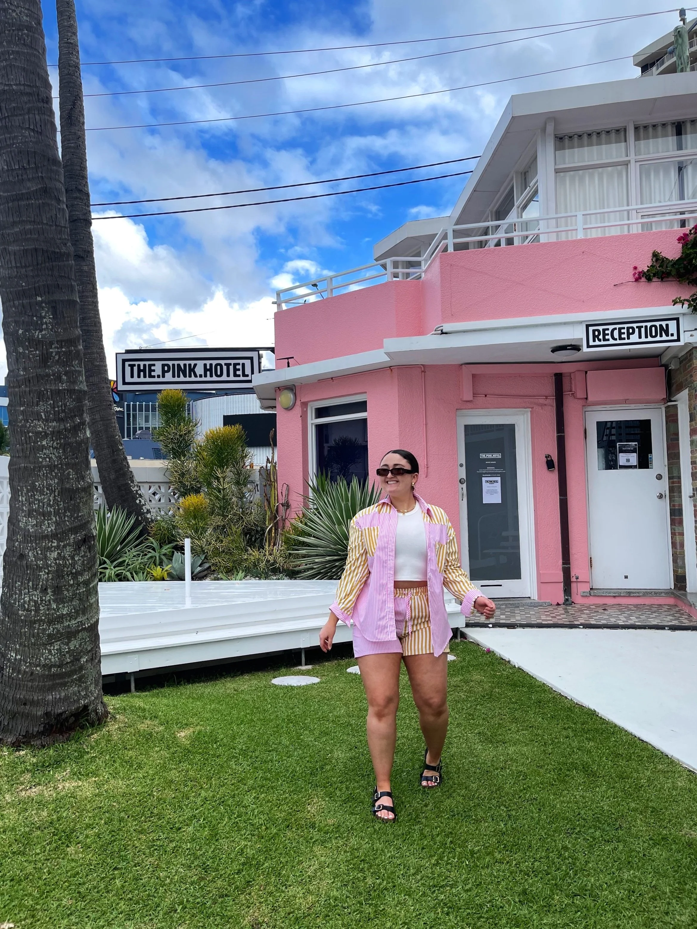 Staying at the Pink Hotel Coolangatta - Ruby Travels — Ruby Travels