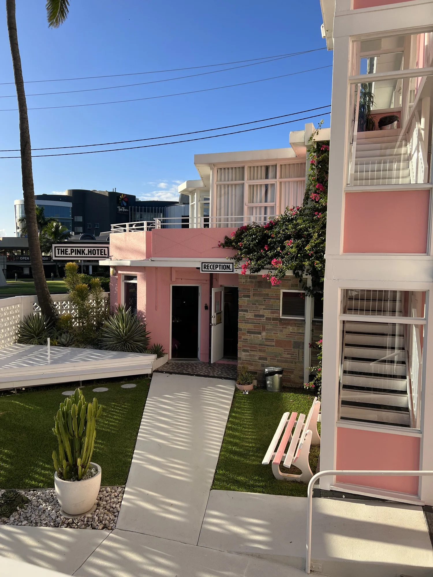Staying at the Pink Hotel Coolangatta - Ruby Travels — Ruby Travels