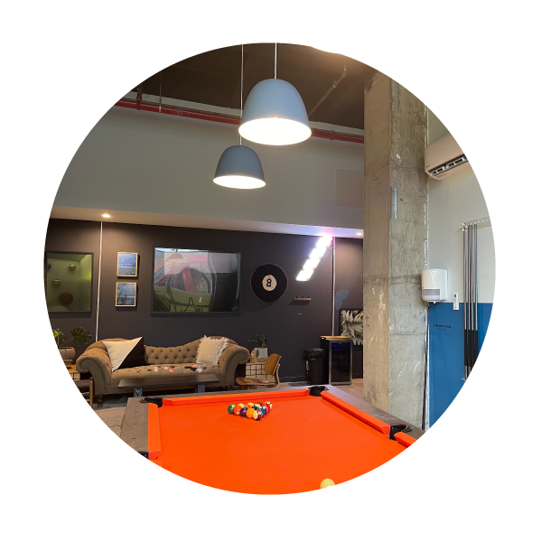 Sharks Pool Club - Private Pool Rooms in NYC, Brooklyn, Astoria and more.