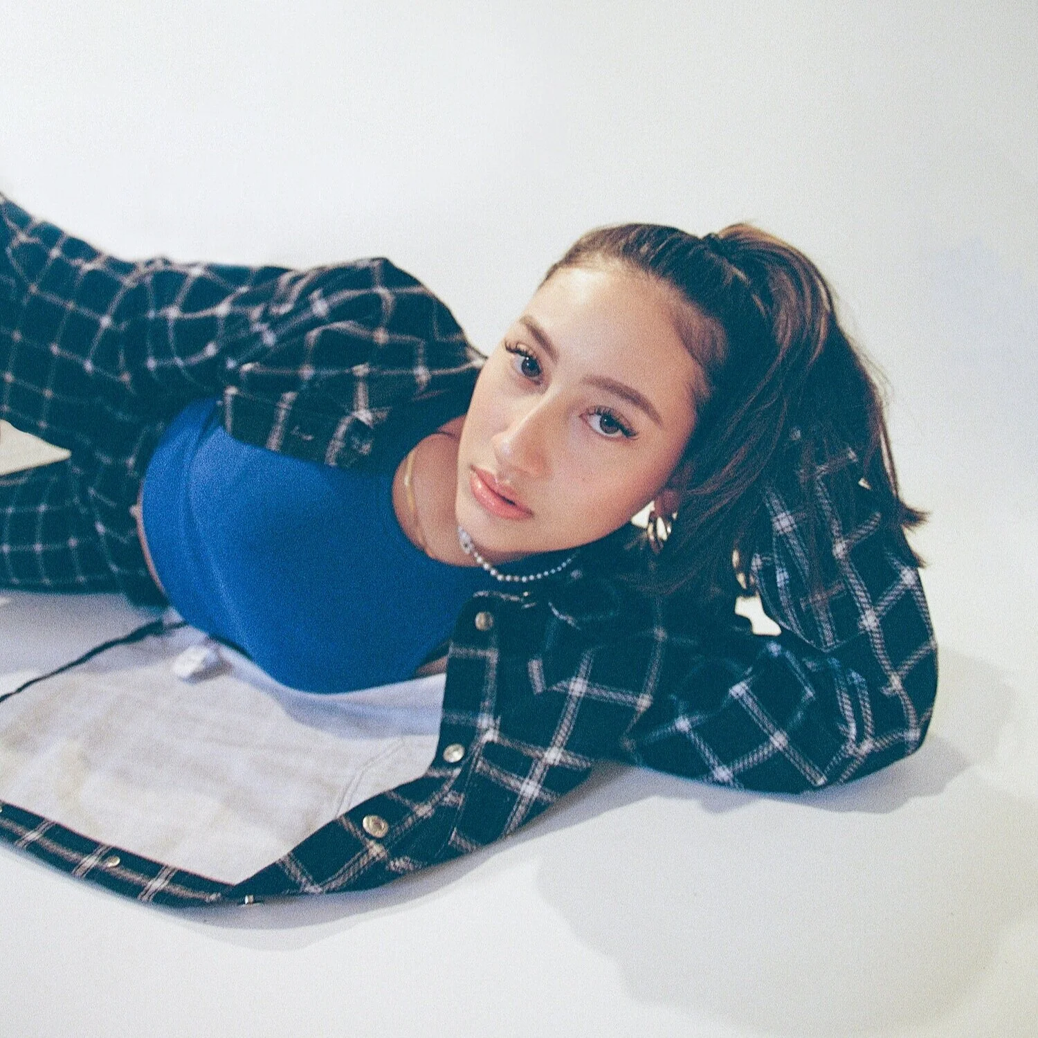 Interview: Alex Porat, Singer-Songwriter | Isa Magazine — Isa Magazine