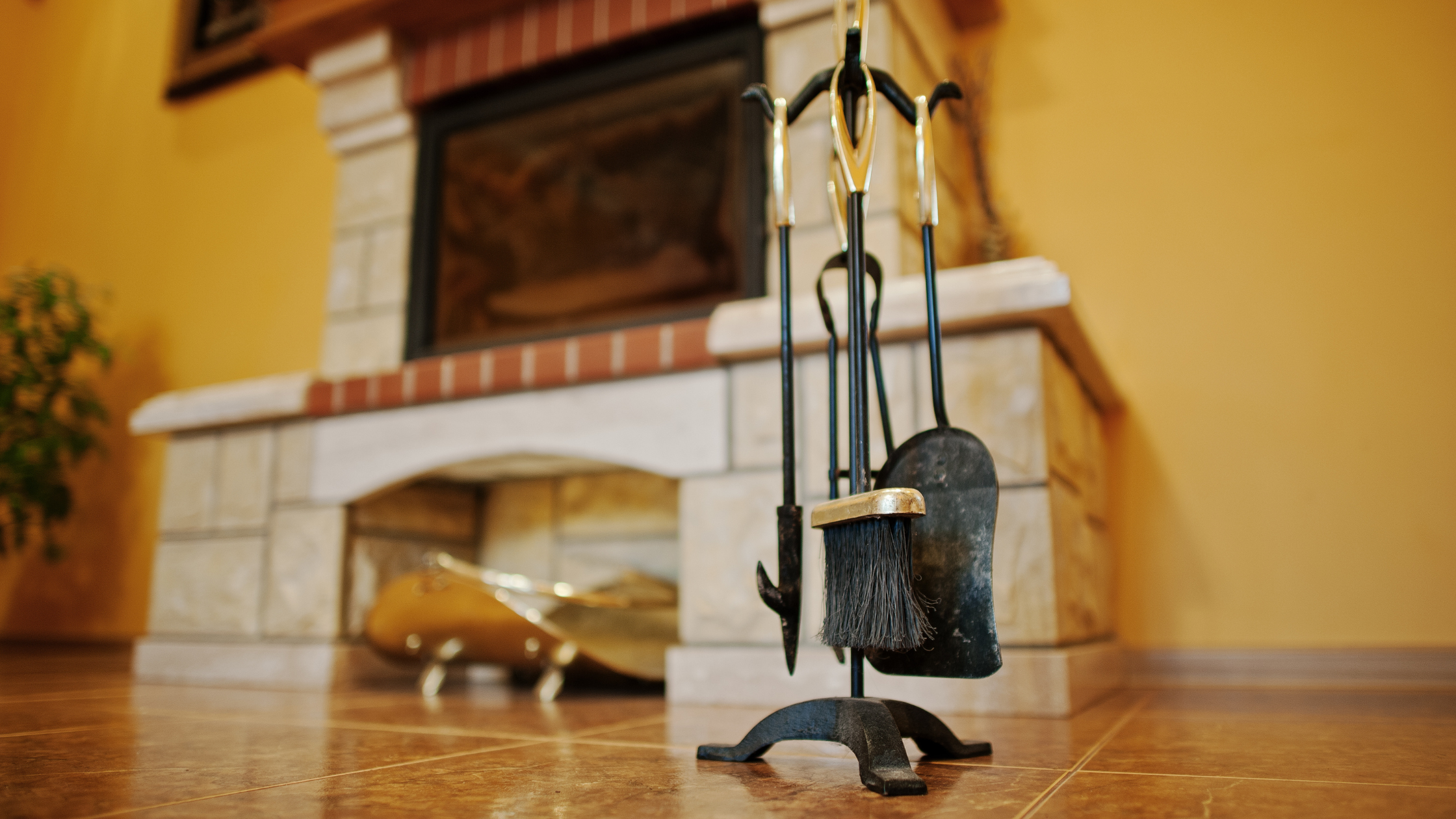Choosing the Right Fireplace Accessories: Must-Haves for Every Home ...