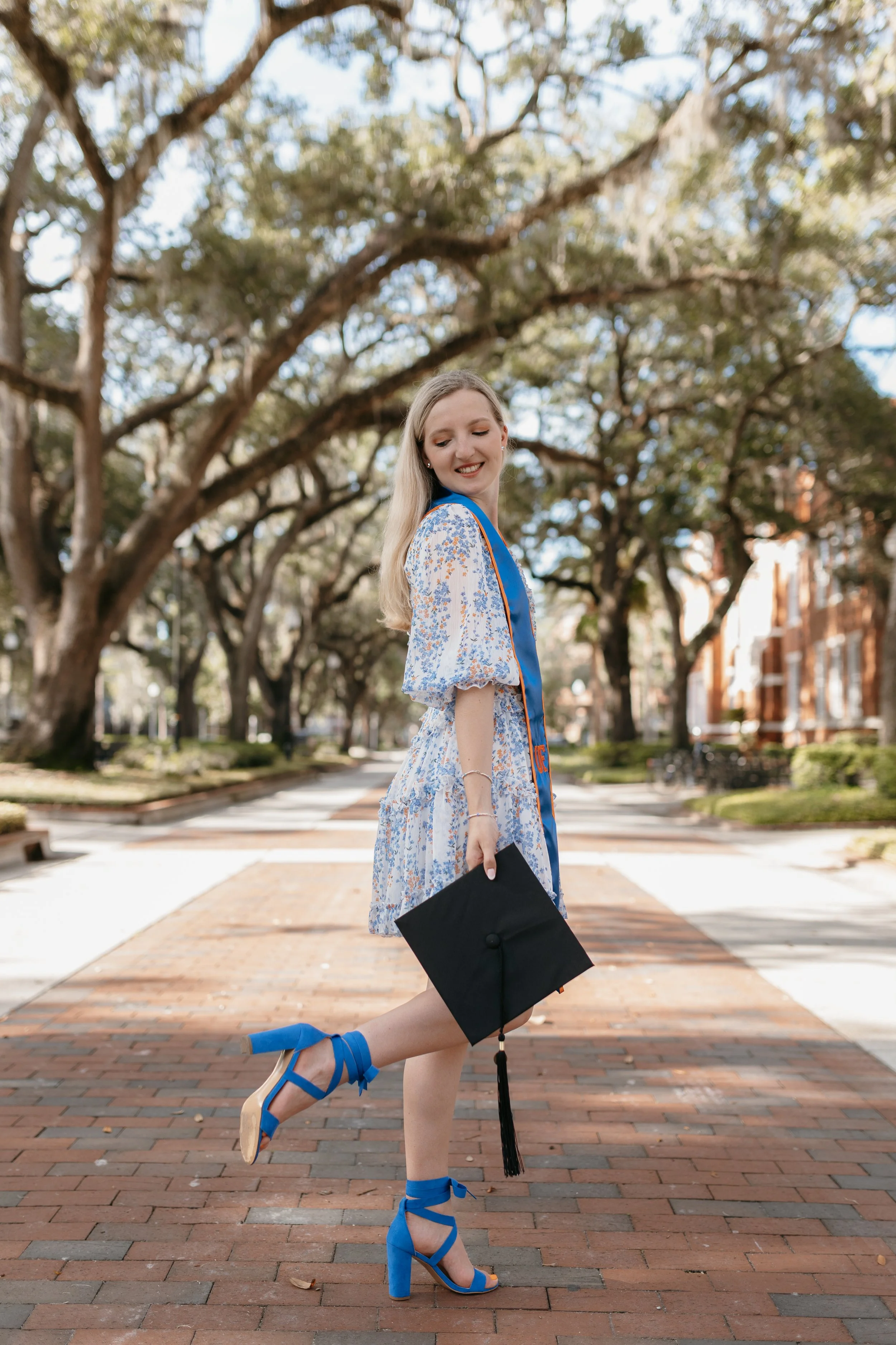 UF Grad Photo Locations-Indie West Photo | Gainesville Wedding Photographer