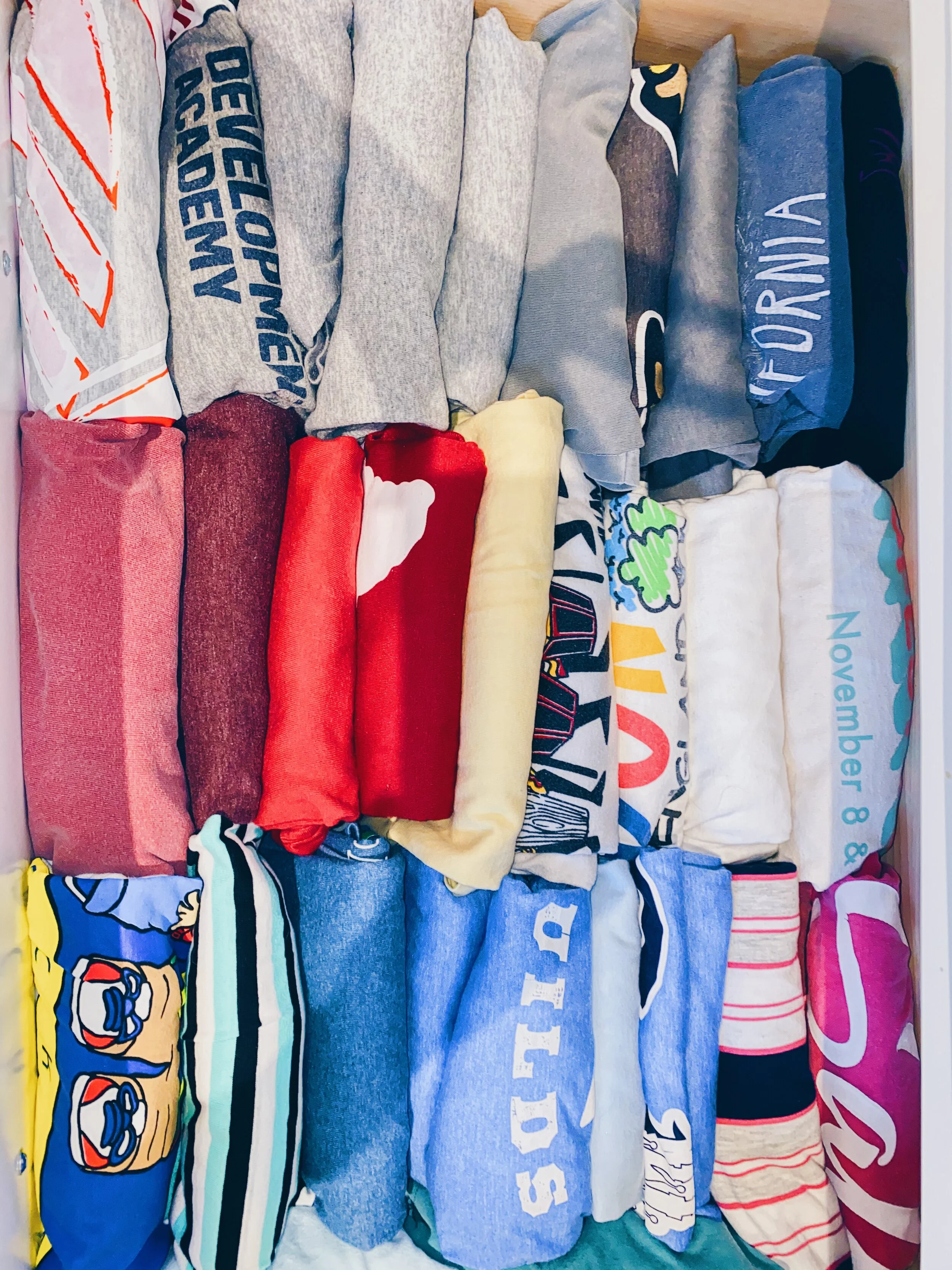 The 3 Easiest Ways To Keep Your Clothes Organized — Kordy's Korner