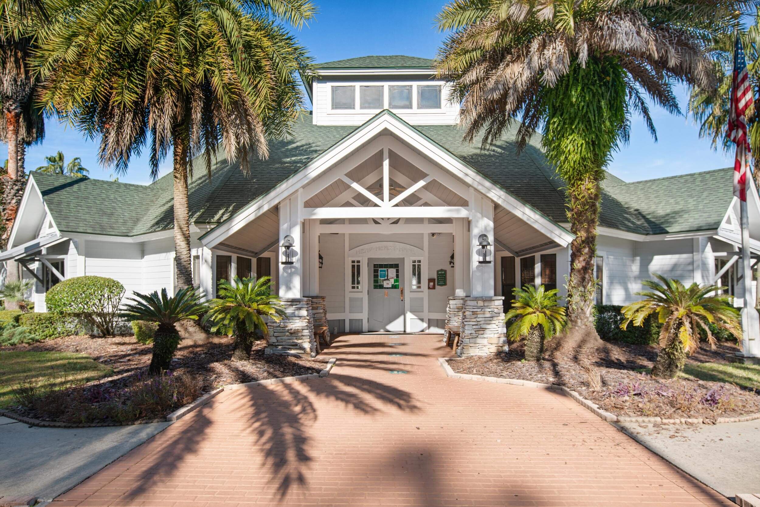 Gallery | Off-Campus Apartments — Hideaway Gainesville