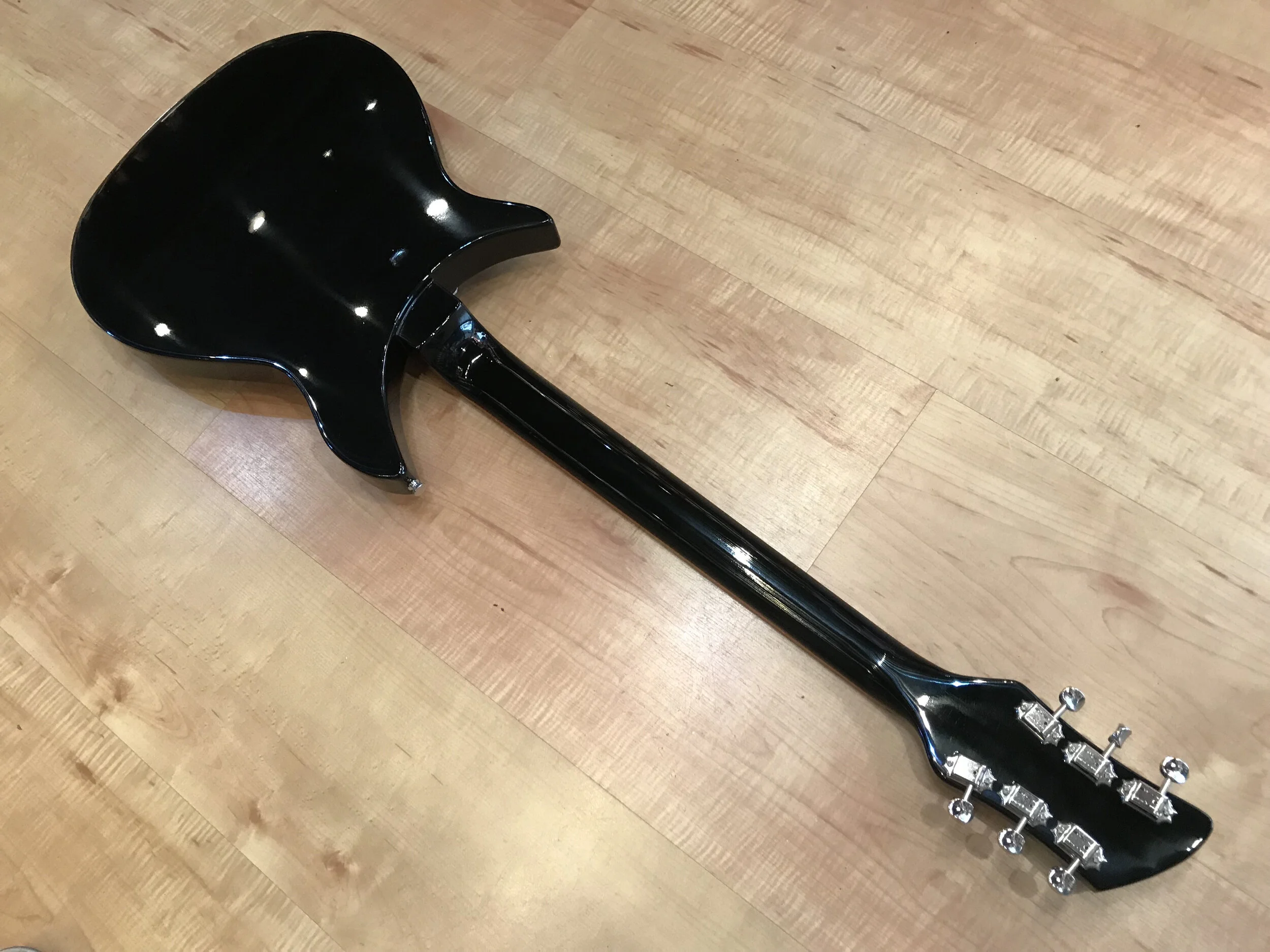 Rickenbacker 350V63 Electric Guitar Liverpool Full Scale Version JetGlo ...