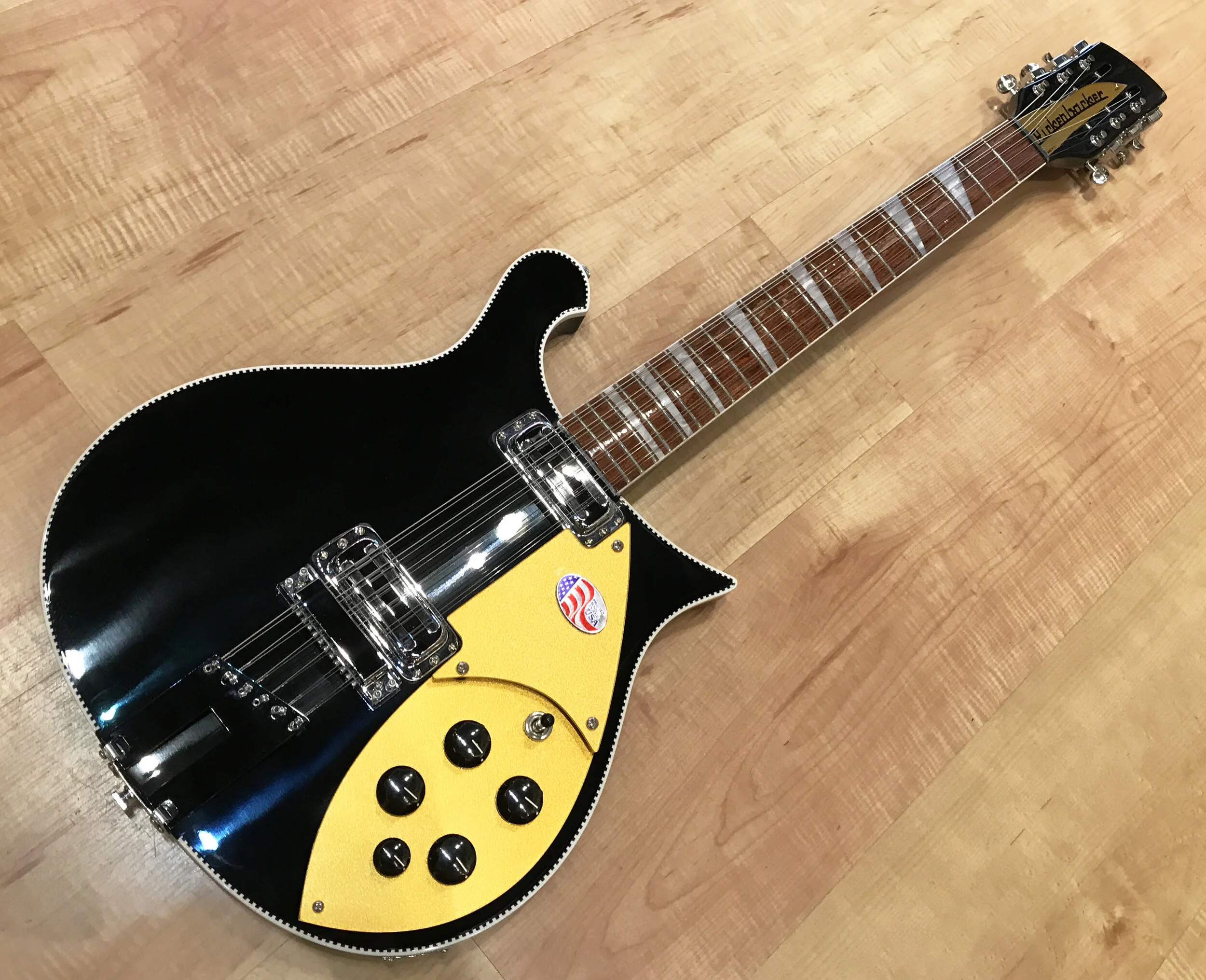 Rickenbacker 660/12 12-String Electric Guitar (JetGlo) — Andy Babiuk's ...