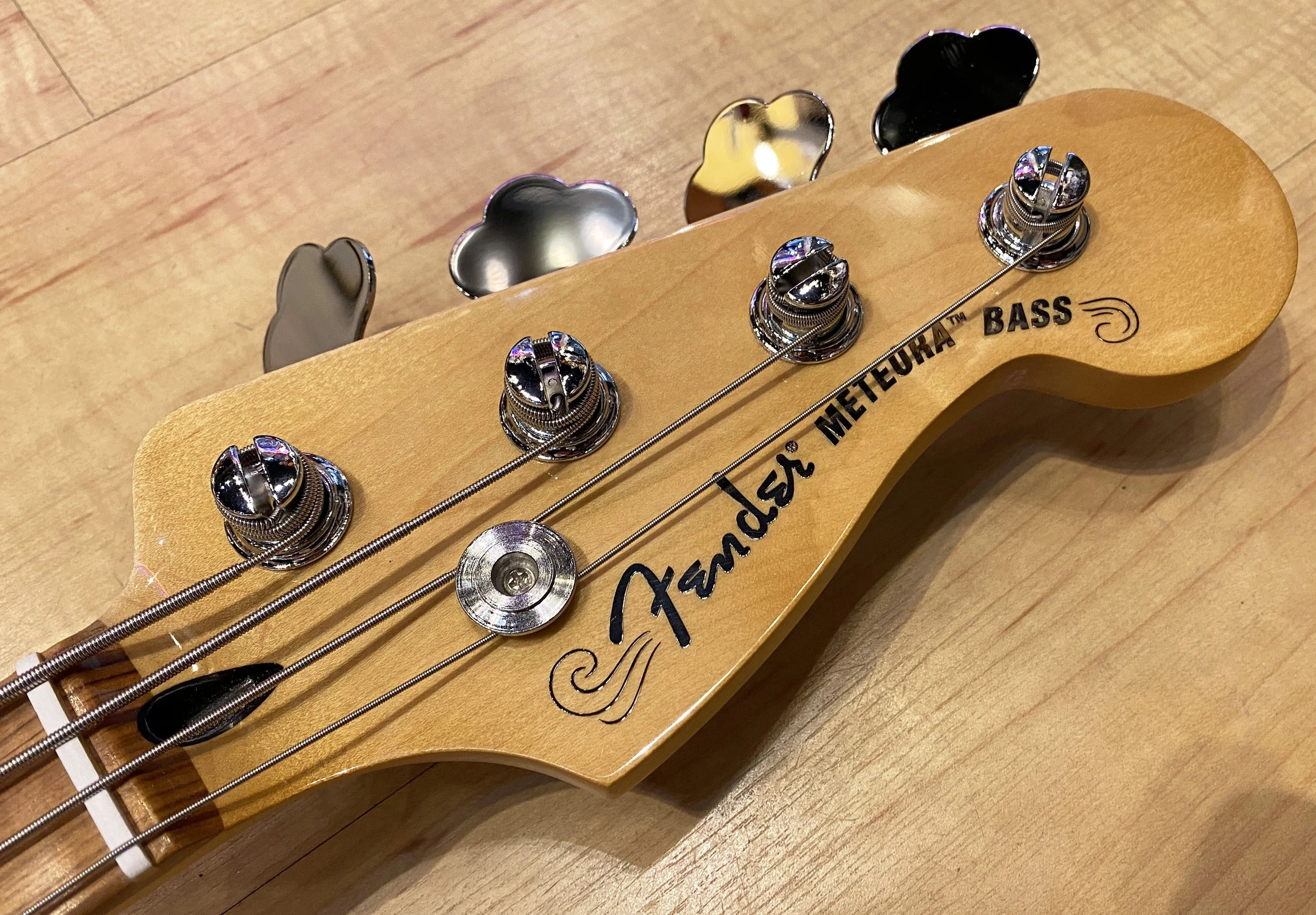 Fender Player Plus Active Meteora Bass Tequila Sunrise — Andy Babiuk's ...