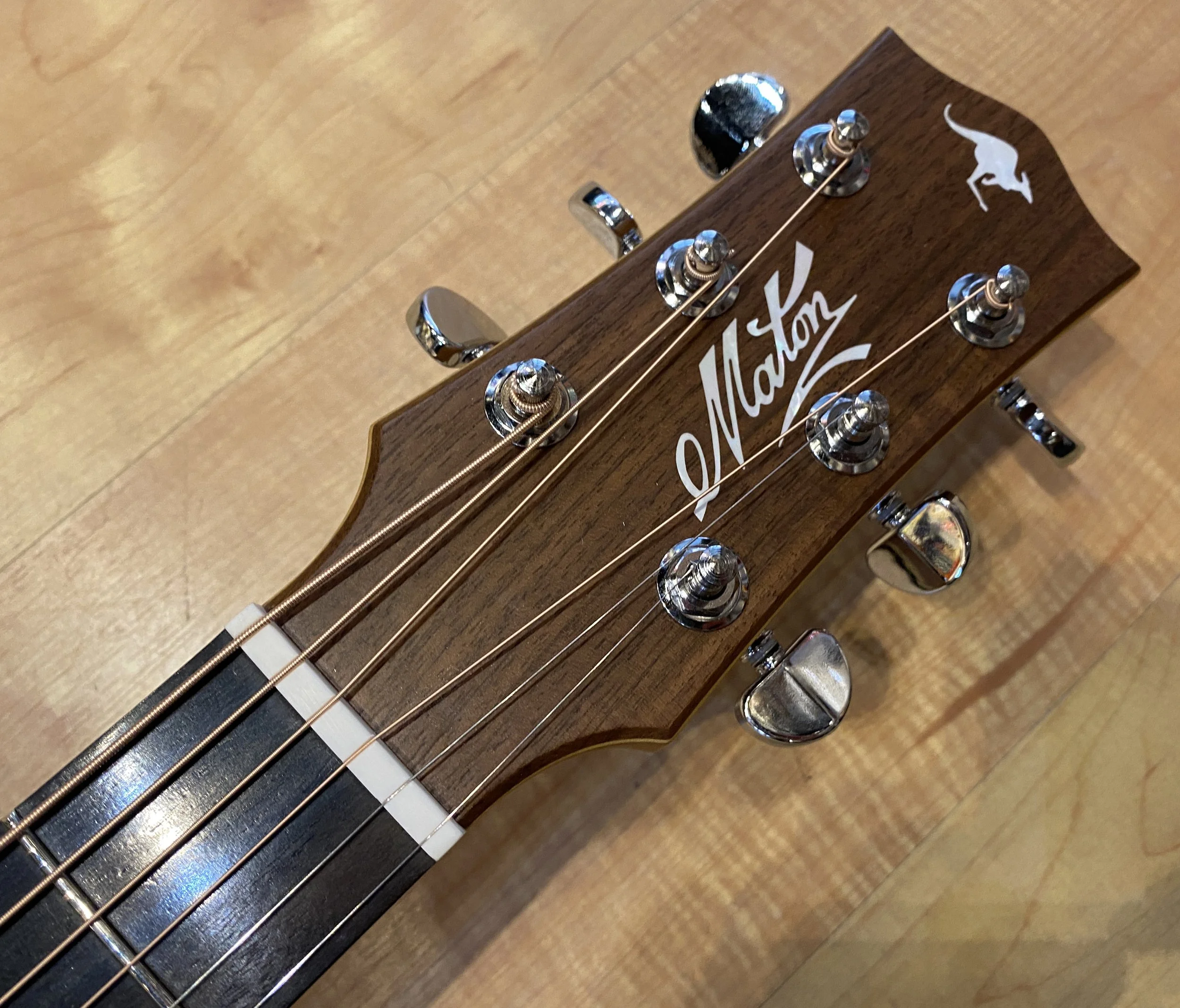 Maton TE Series EBG808TEC Tommy Emmanuel Acoustic Electric Guitar ...