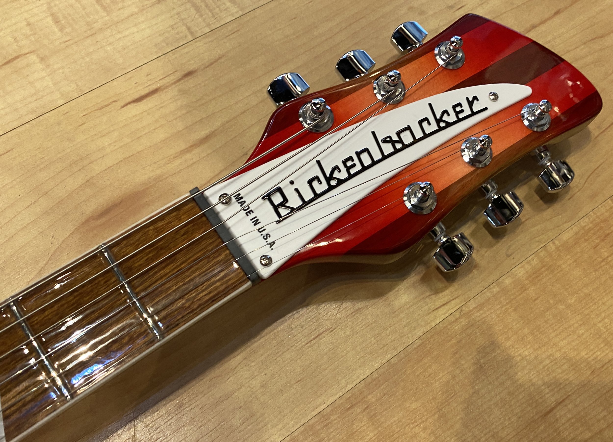 Rickenbacker 360 6-String 21-Fret Version Electric Guitar FireGlo ...