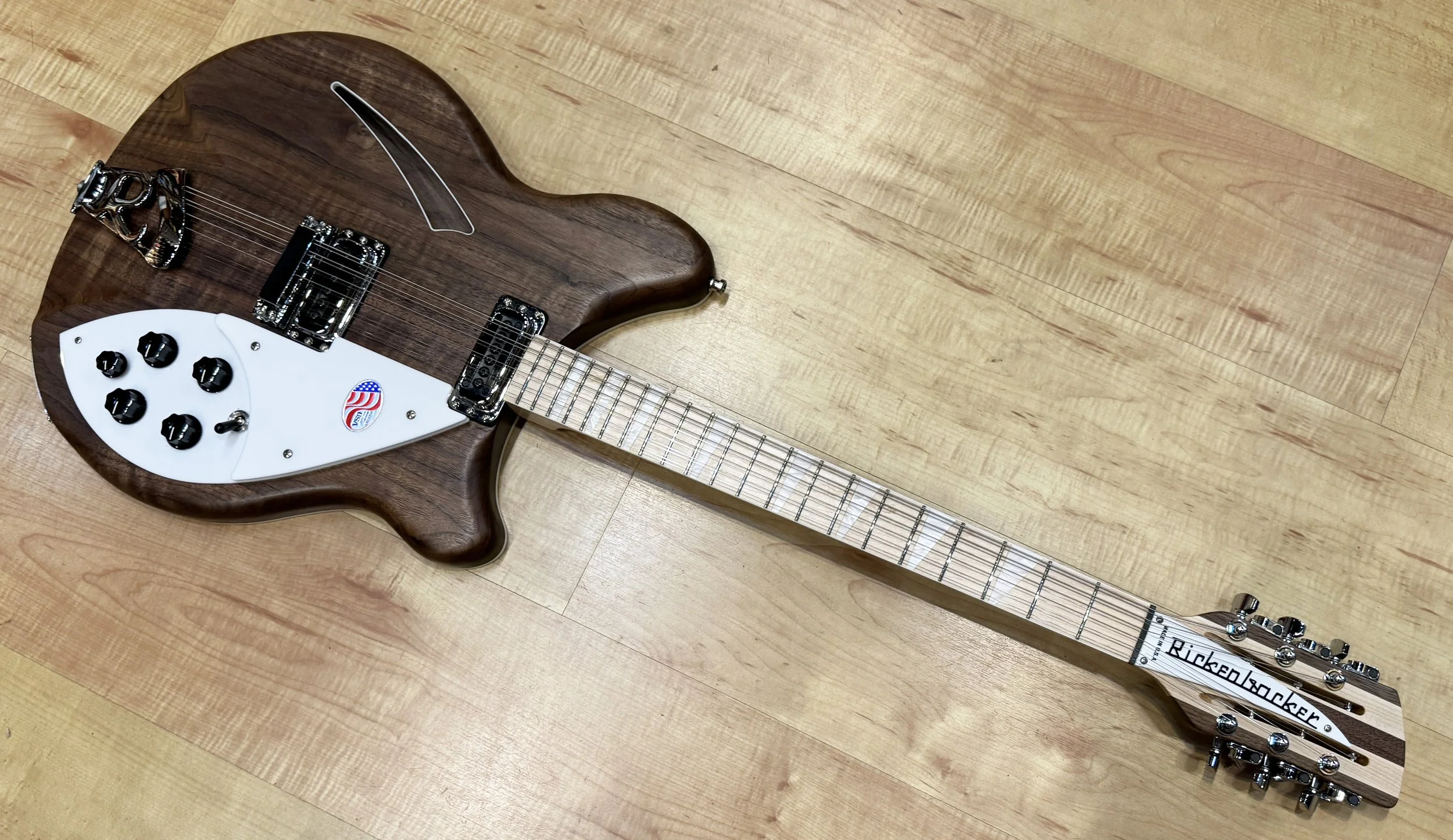 Rickenbacker 360/12W 12-string Electric Guitar Walnut (Natural Brown ...