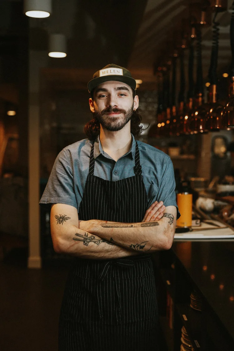 TEAM — Helen Restaurant