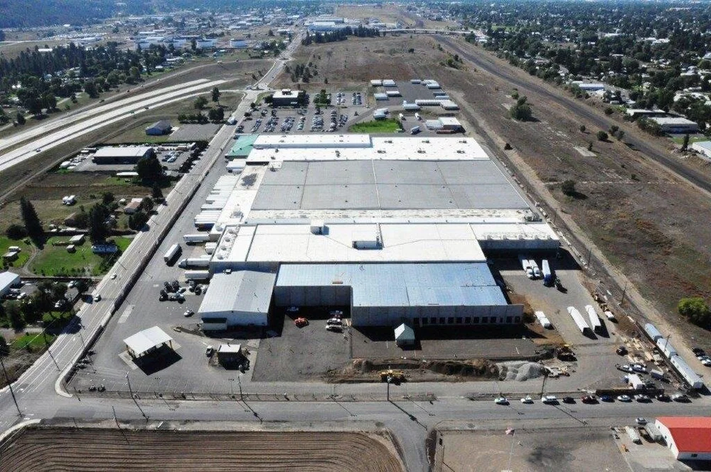 Technology — URM Stores