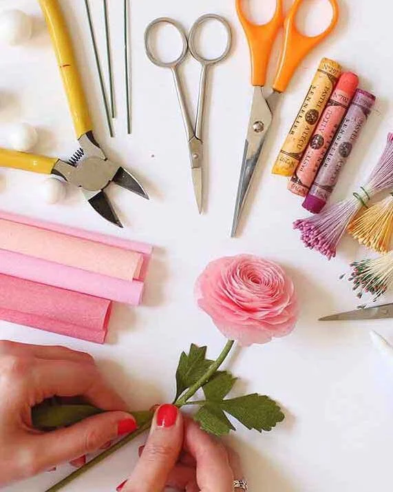 Paper Flower Workshops UK — A PETAL UNFOLDS