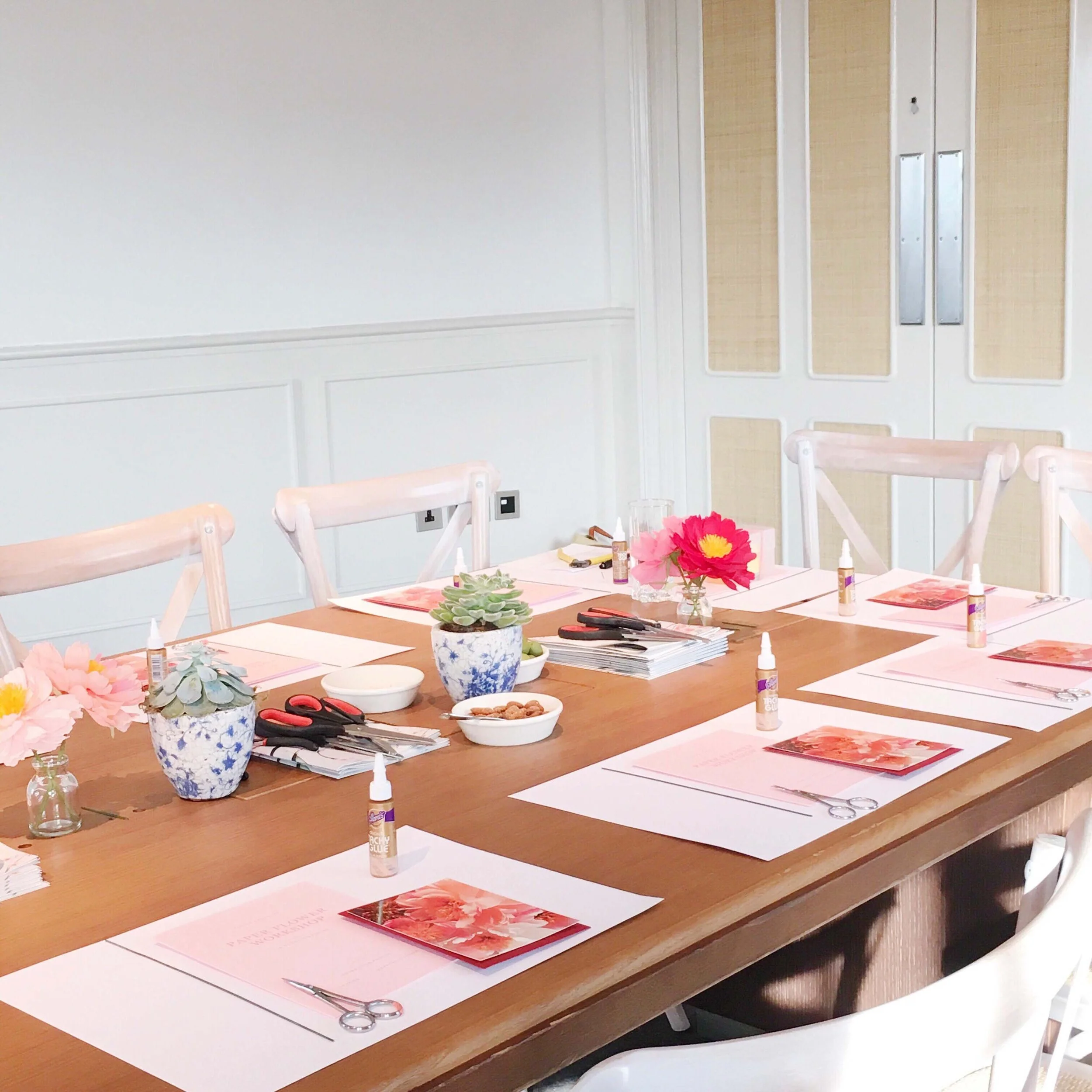 Paper Flower Workshops UK — A PETAL UNFOLDS