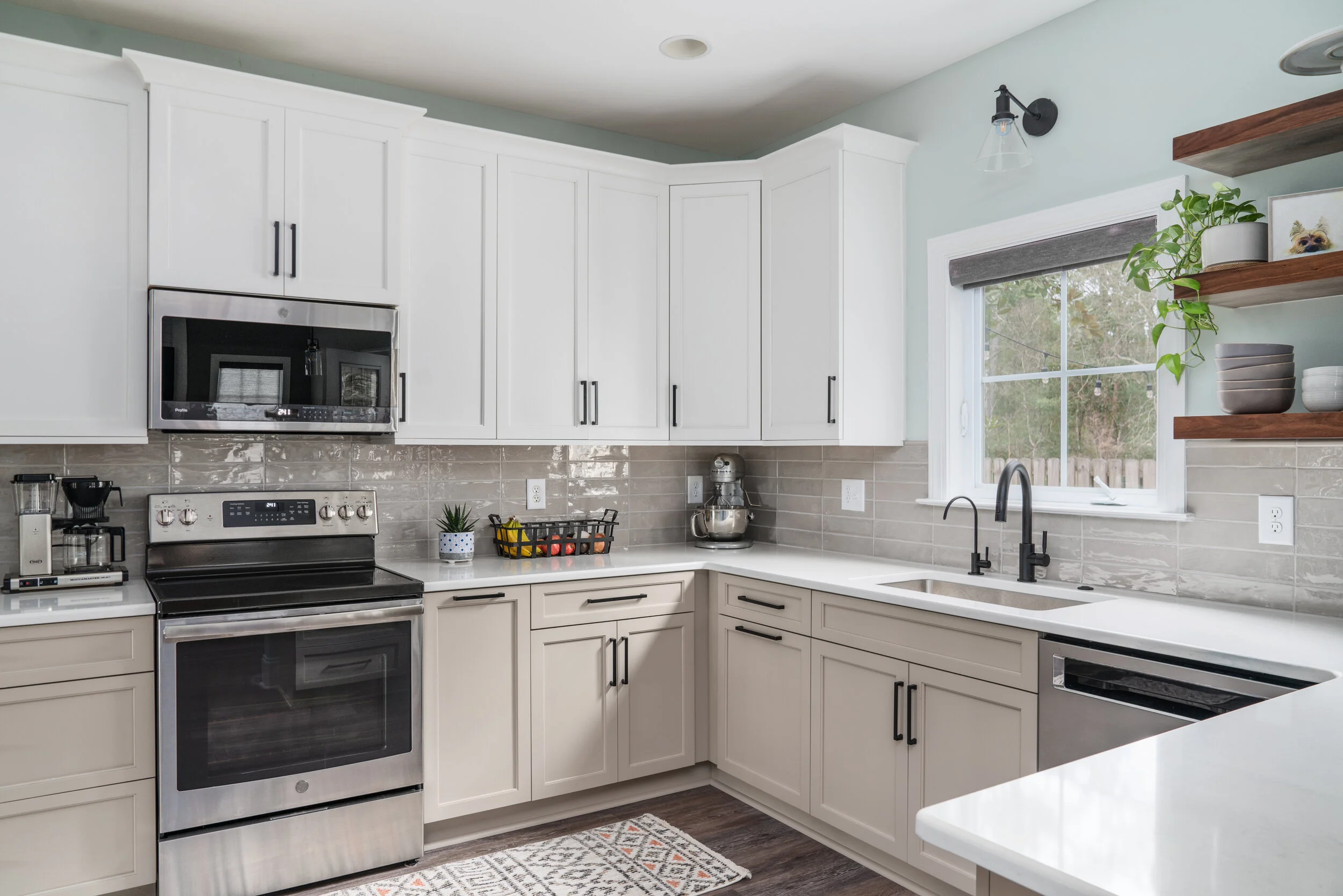 Gallery 3 — The Magnolia Project