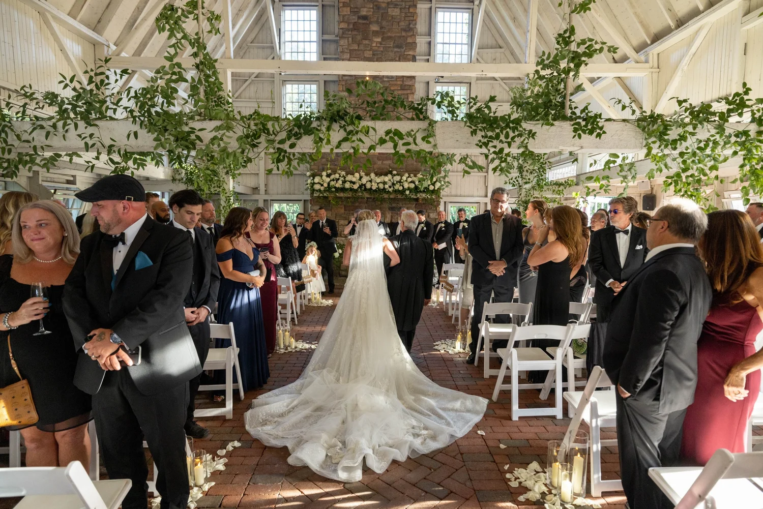 Sara & Art — Wild Aura