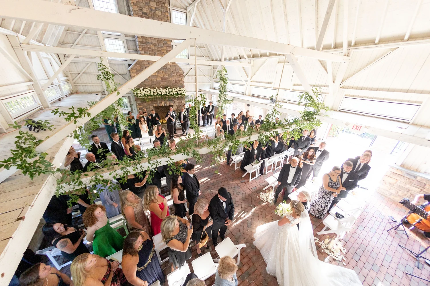 Sara & Art — Wild Aura