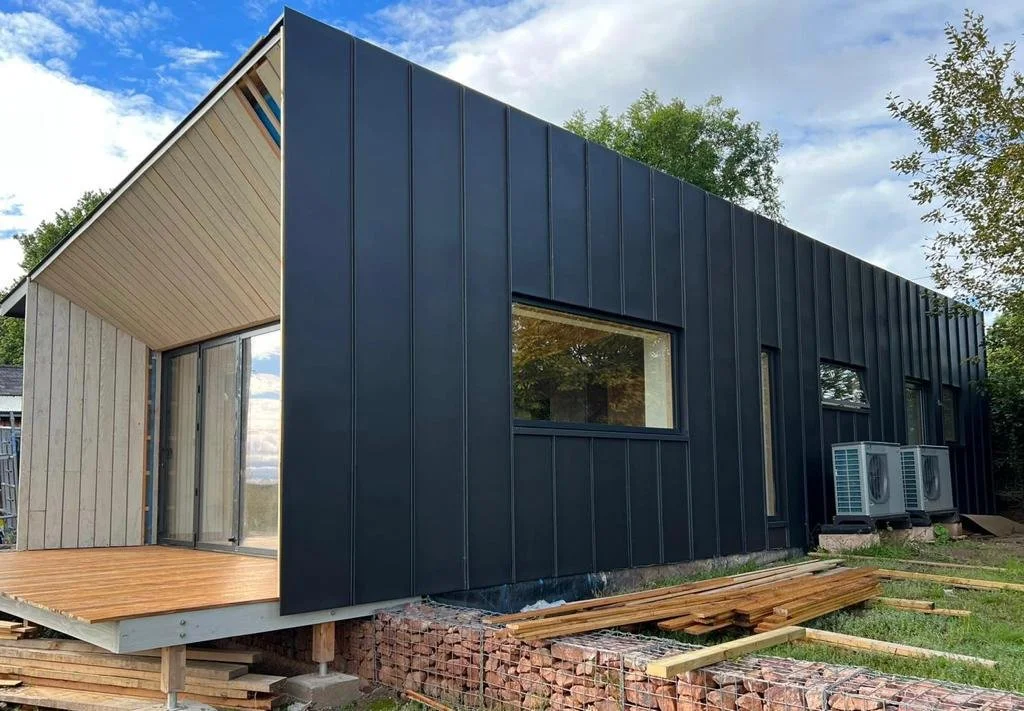 Gallery 3 — Broadaxe Timber Frames