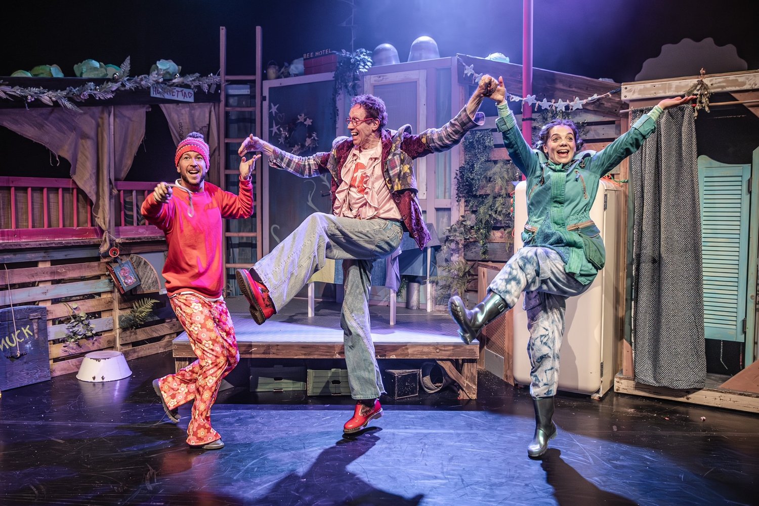 Quirk Theatre Considering Utopia By Katie Villa The Art And Energy