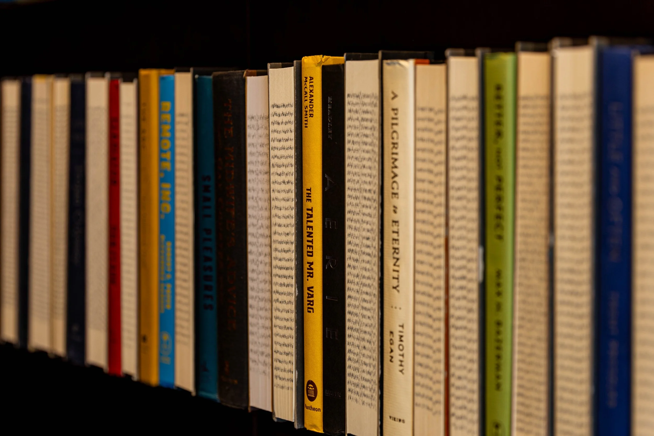 Hours & Location — Bookmarks