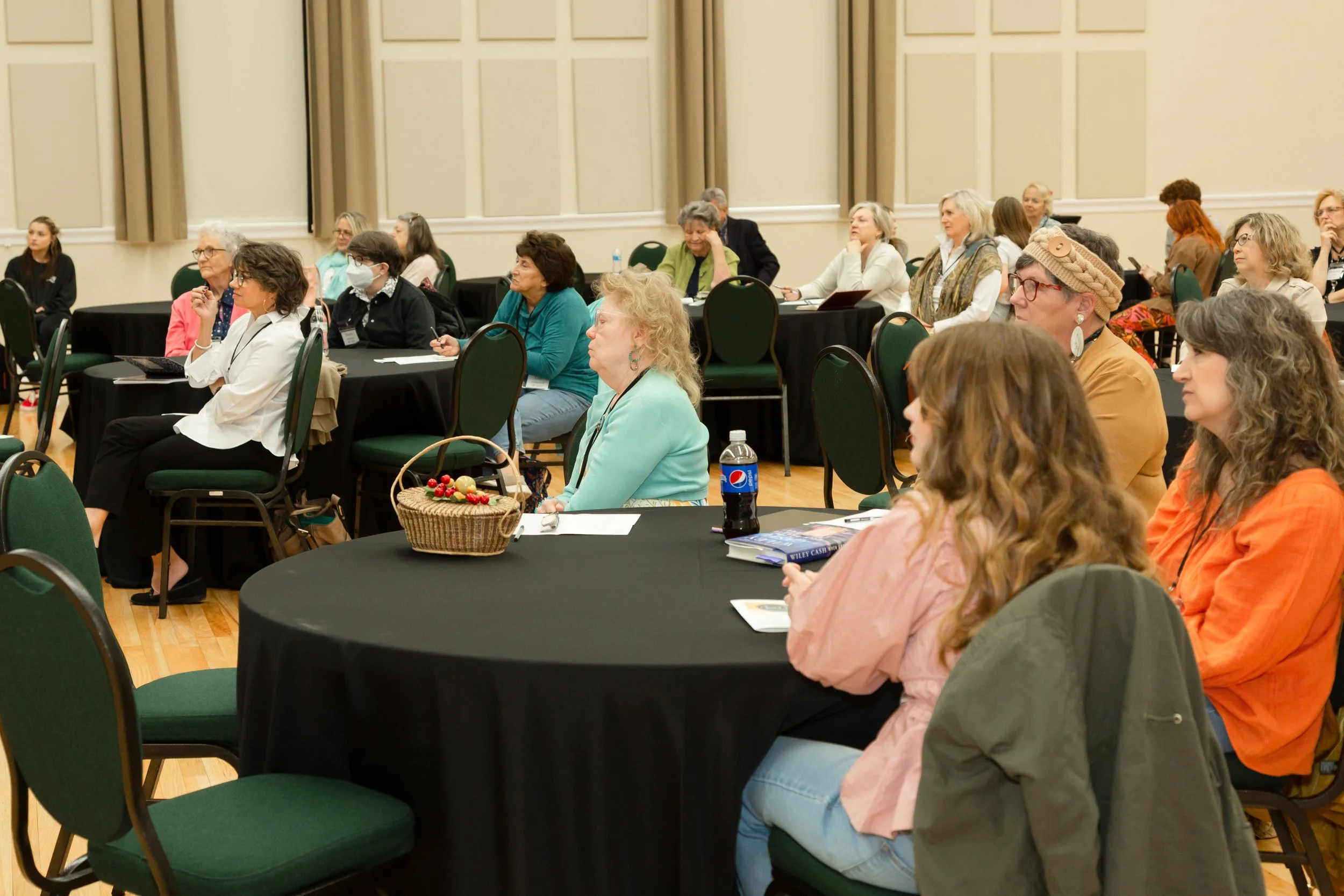 GetLit! 2022 Photo Gallery — The Mitford Museum