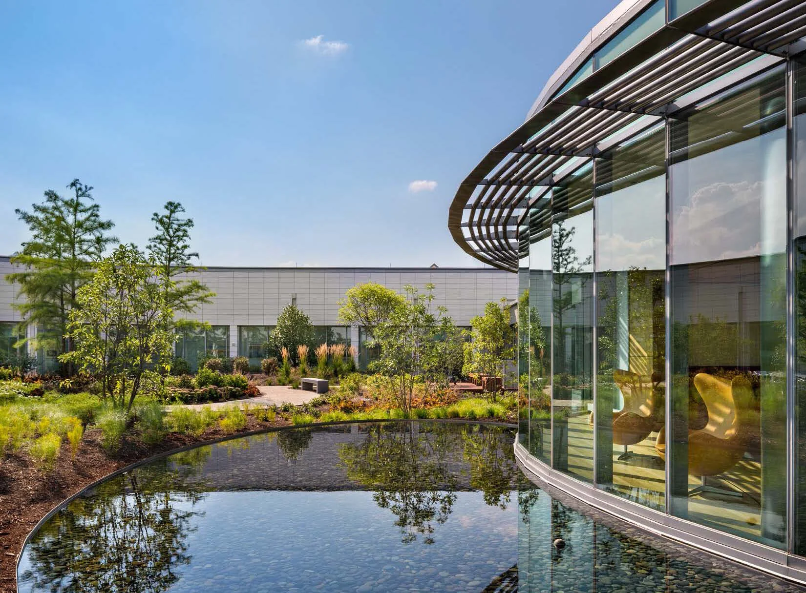 ANN B. BARSHINGER CANCER INSTITUTE — JONATHAN ALDERSON LANDSCAPE ARCHITECTS