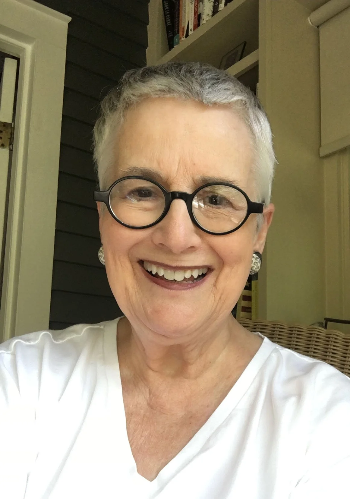 Babette Fraser Hale — WinedaleBooks