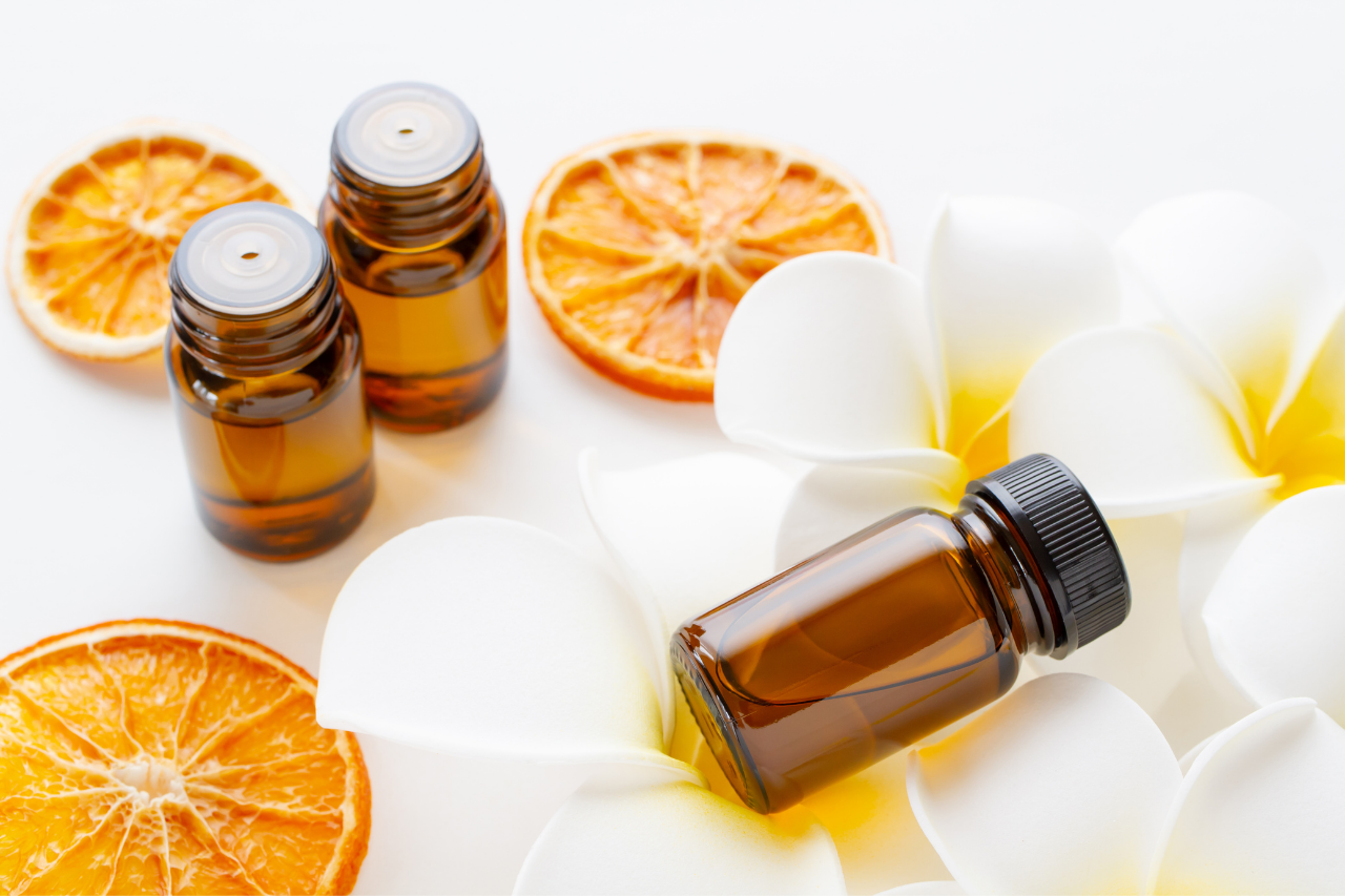 Mini Courses — Essentria Aromatherapy School