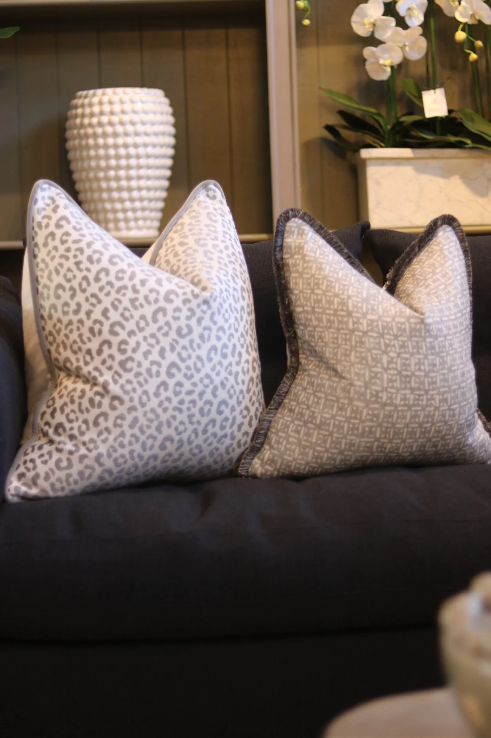 Ellice Moonbeam Sofa Set — CCco.