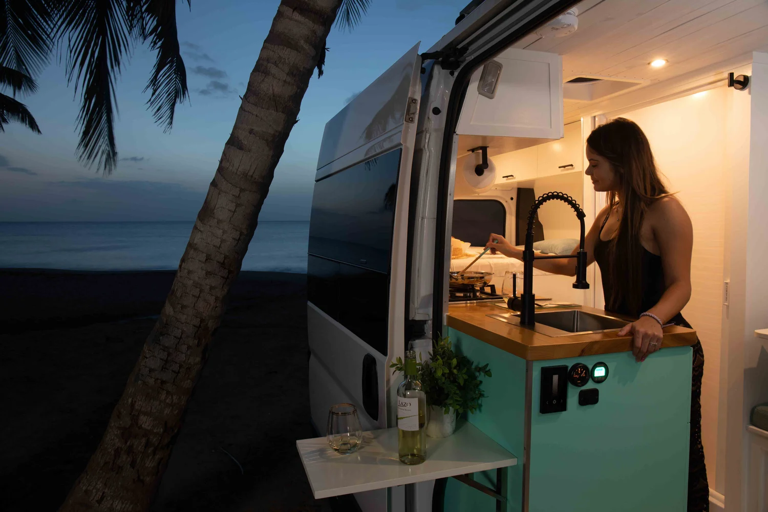 Nomavans - Custom Van Conversions