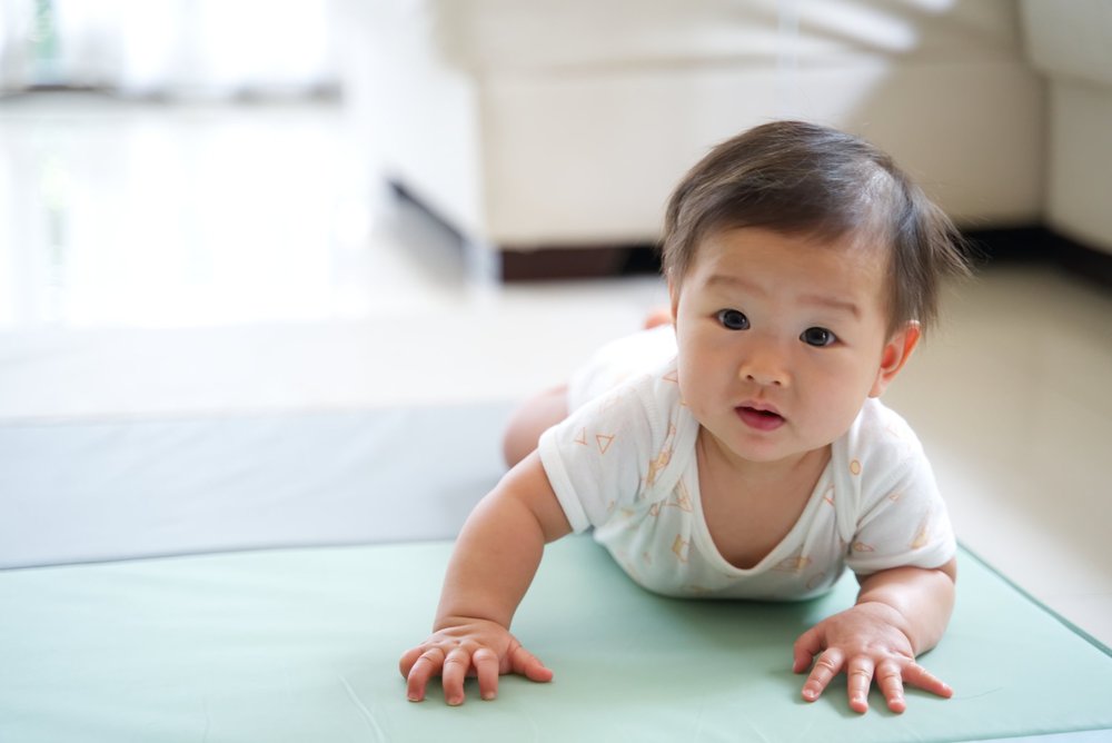 When Do Babies Start Crawling? Key Milestones and Tips for Parents ...