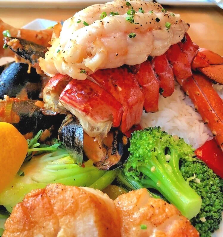Eat — Copper Blues Bar & Grill