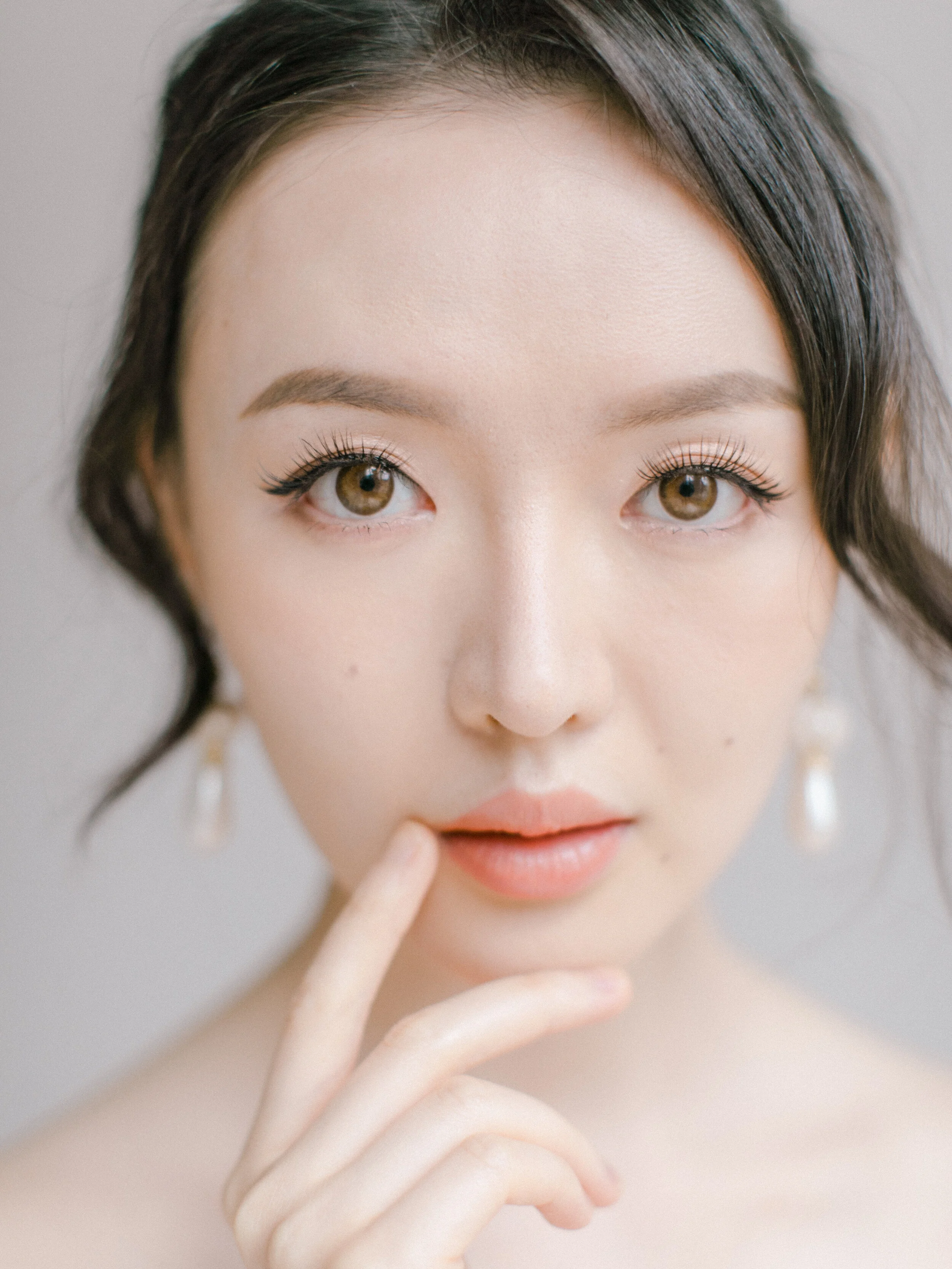 Contact 1 — Jen Ho Artistry