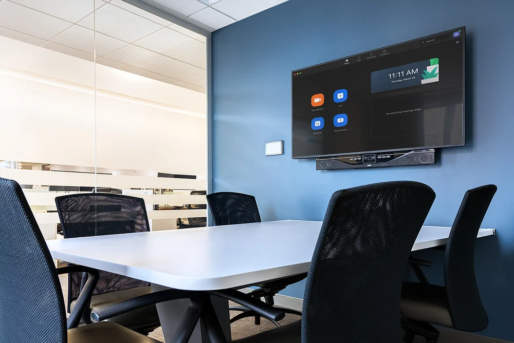 Commercial — Devincio