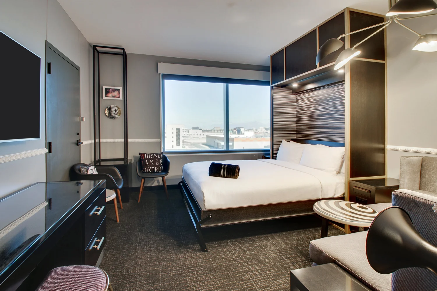 View Photos — The Rose Hotel Chicago O'Hare