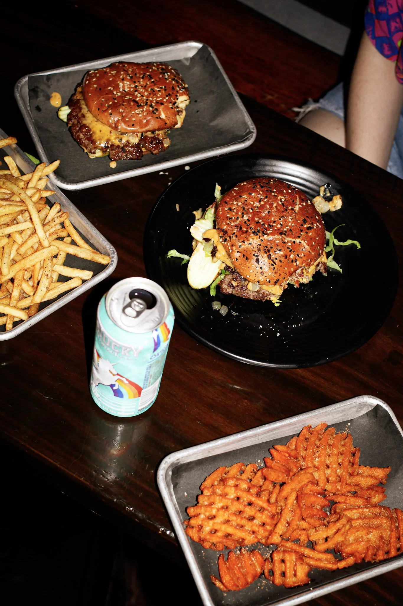 The Bitter Alibi | Chattanooga Dive Bar & Restaurant