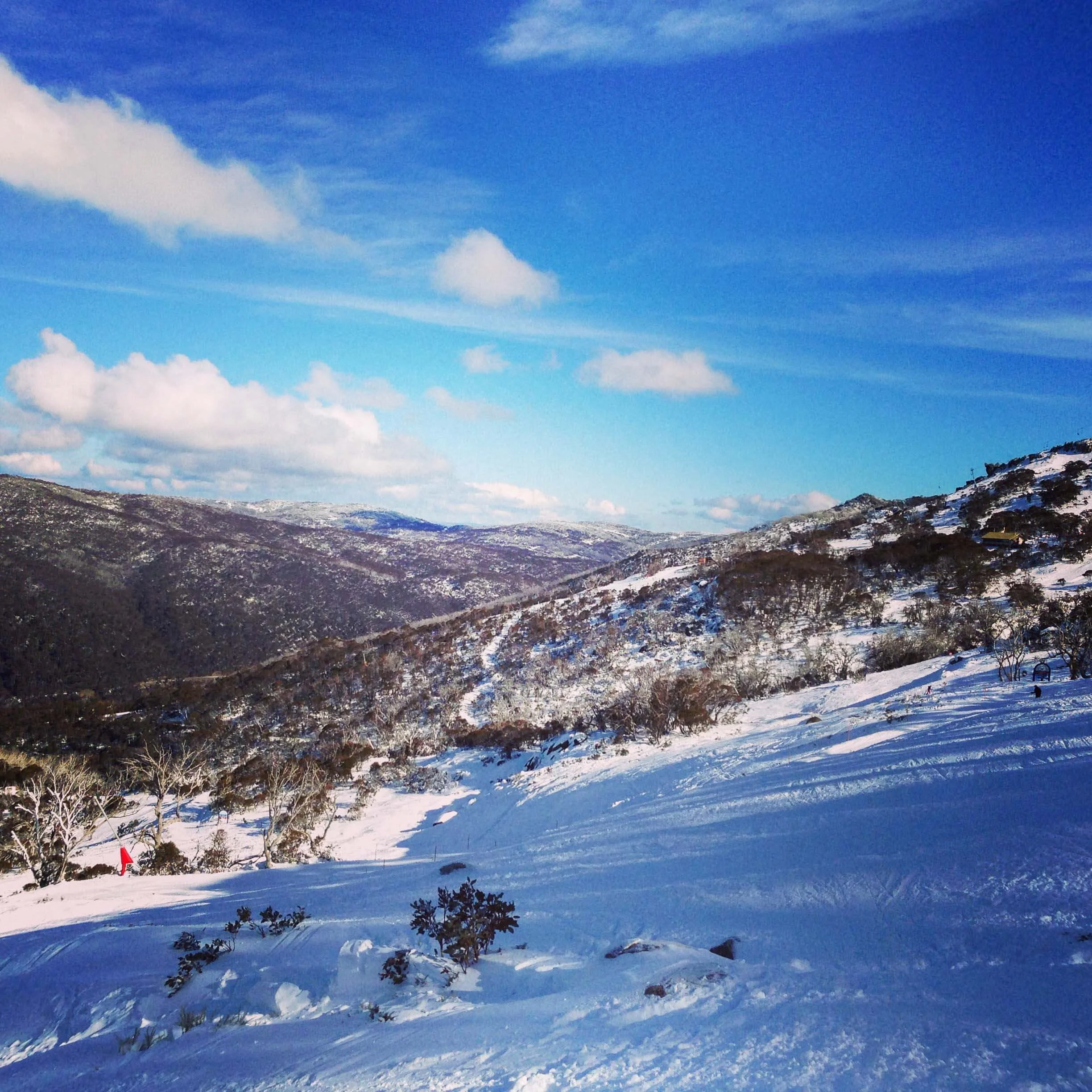 Which Ski Resort Is Better: Thredbo or Perisher? — Simon Jack Burgess