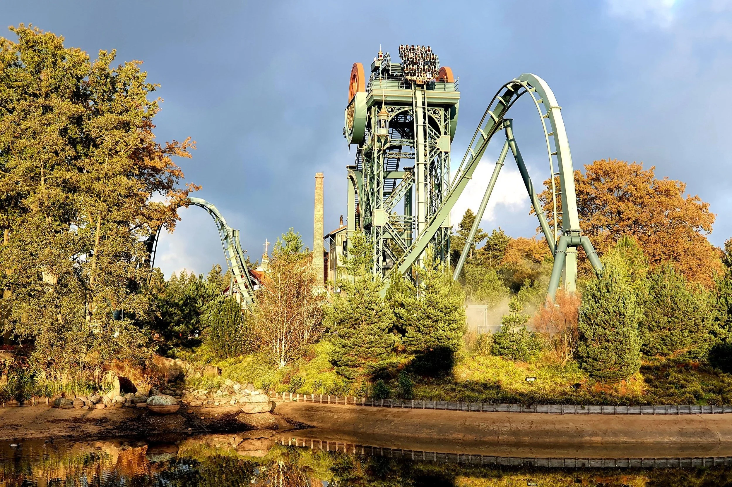 Coaster Breaks | Theme Park Tours