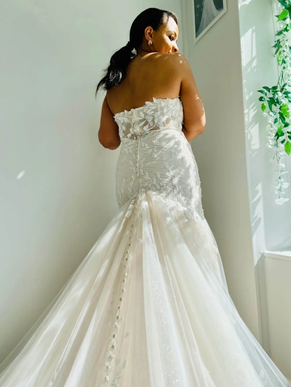 Style 2003 — Miss He Bridal