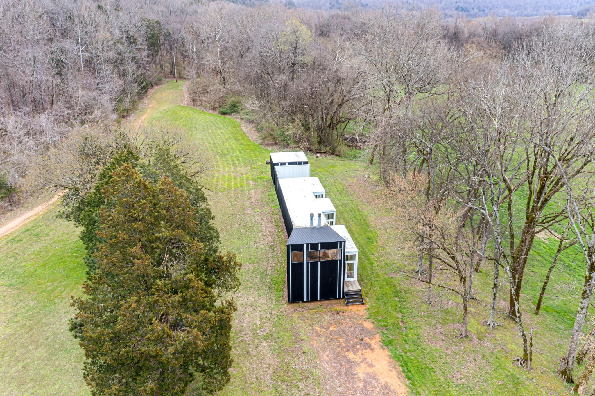The Pinstripe House: Buffalo Bottom Road — modern memphis homes