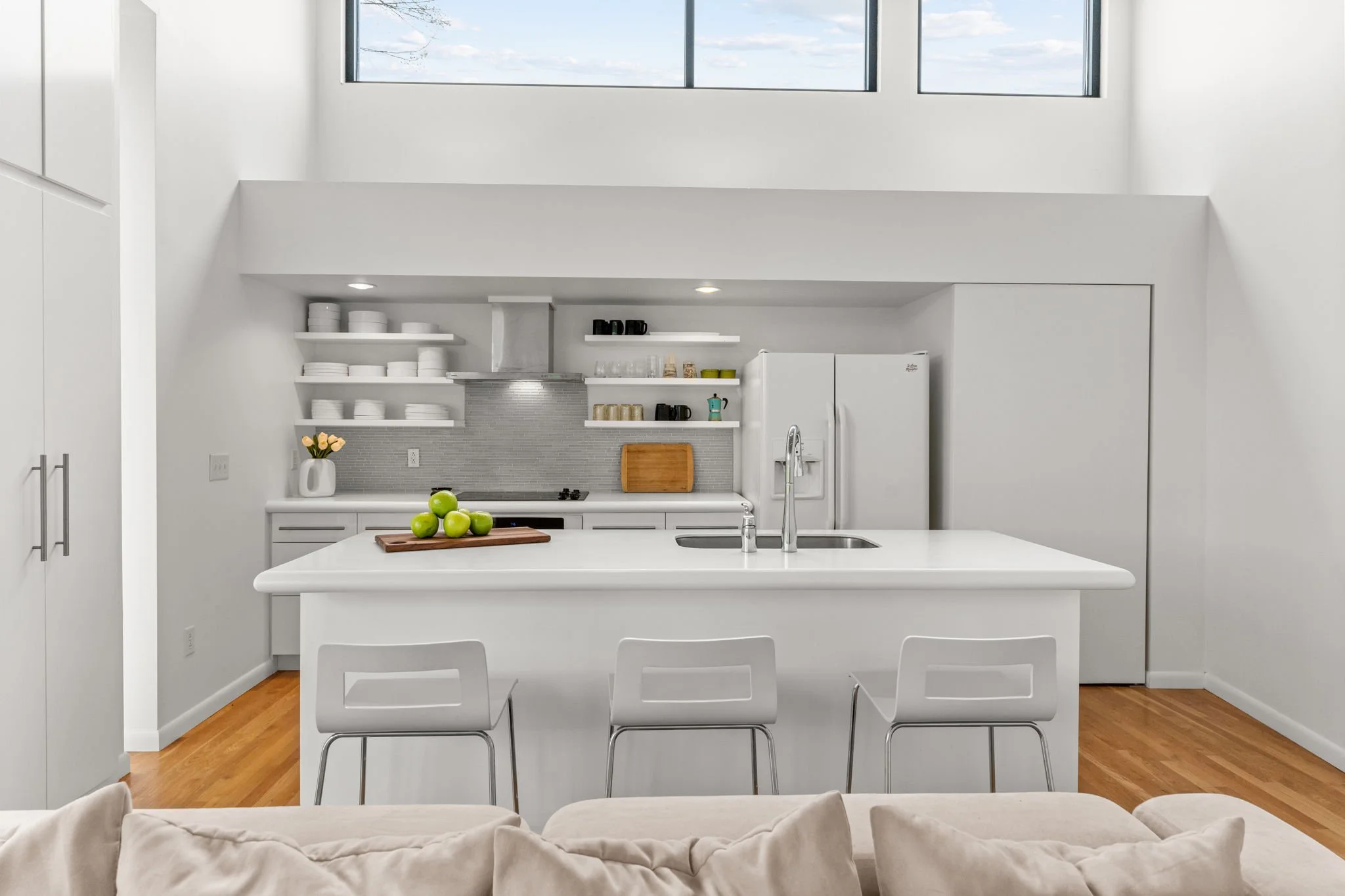 The Pinstripe House: Buffalo Bottom Road — modern memphis homes