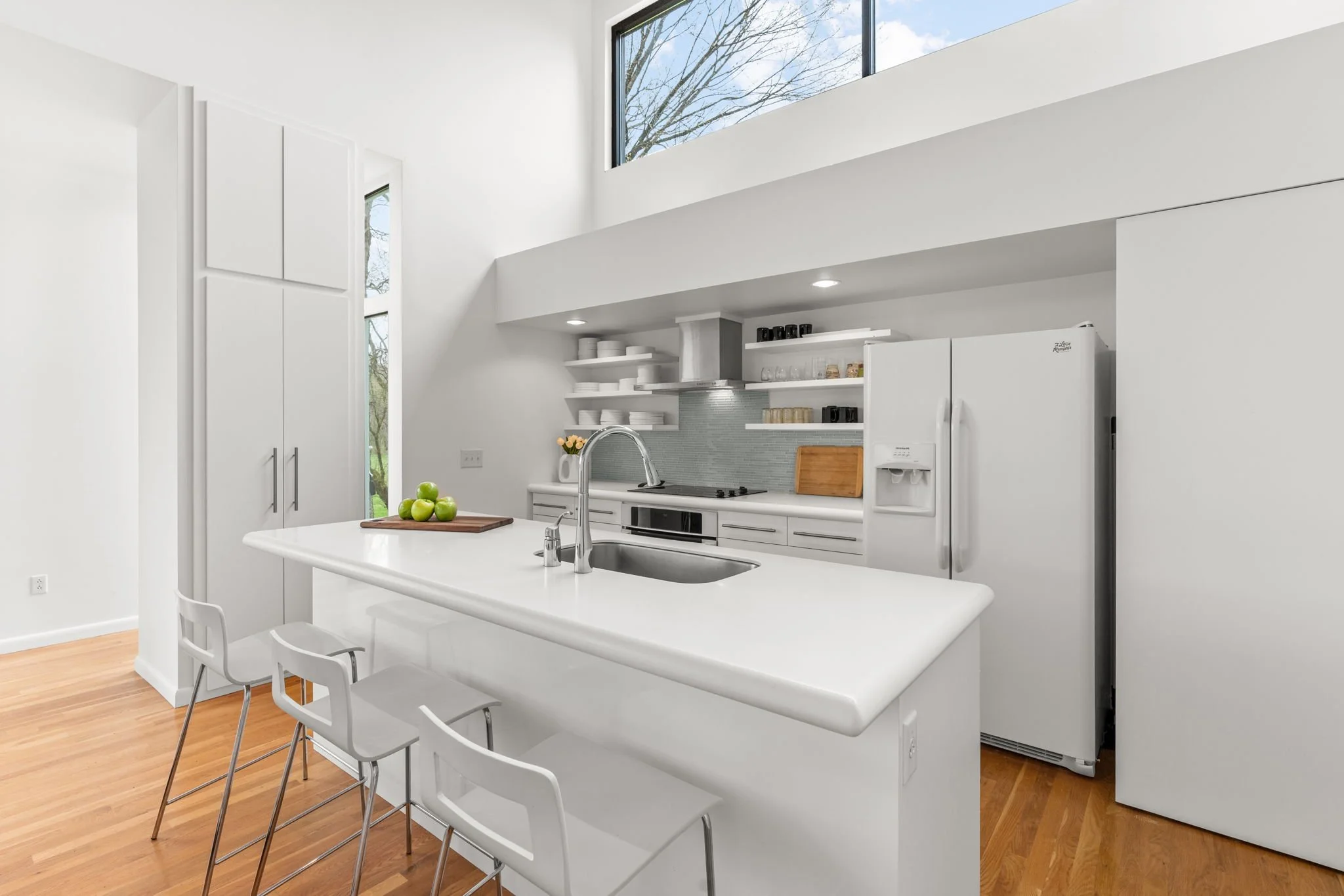 The Pinstripe House: Buffalo Bottom Road — modern memphis homes