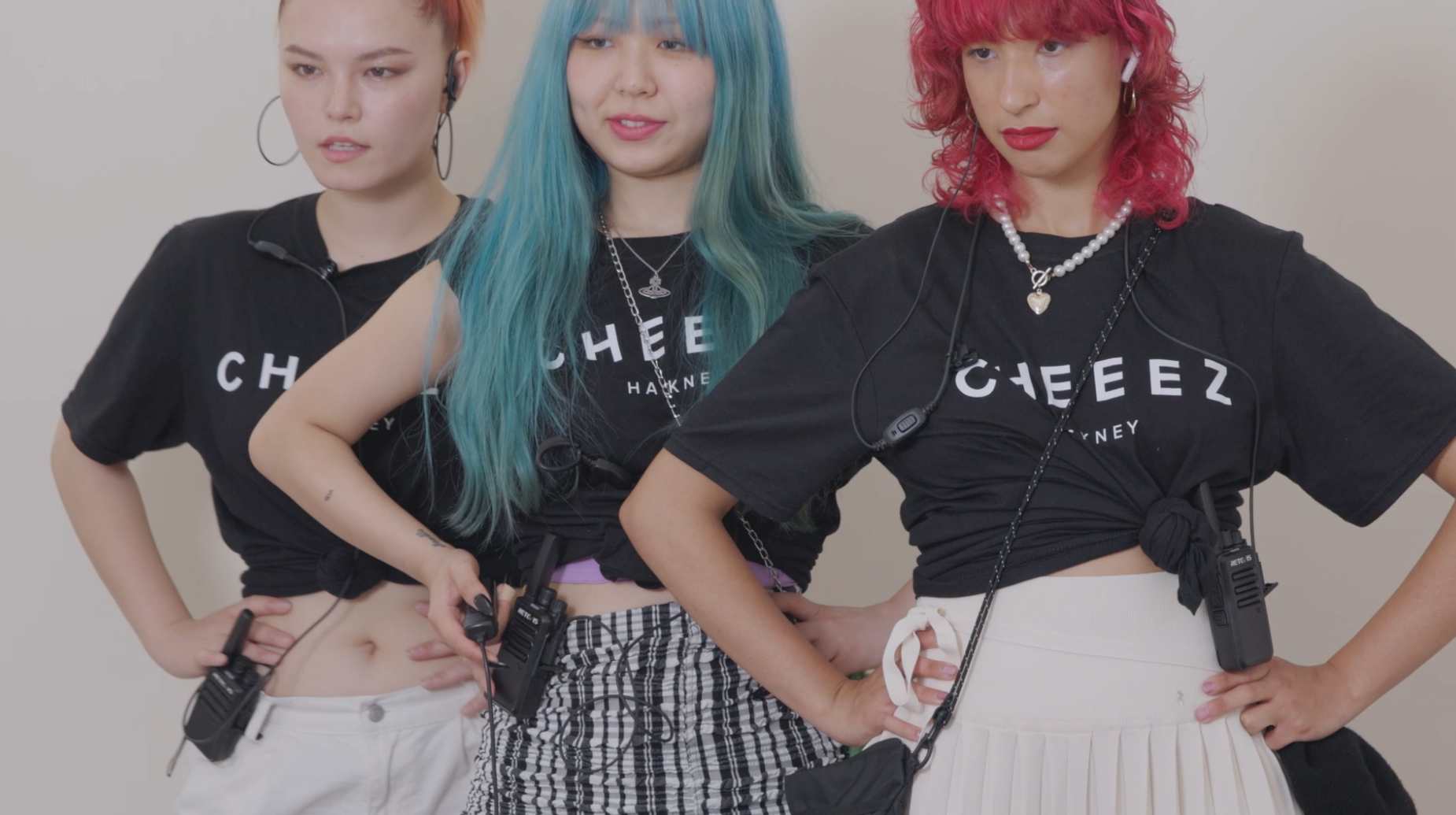 CHEEEZ / Self-Portrait Photo Studio