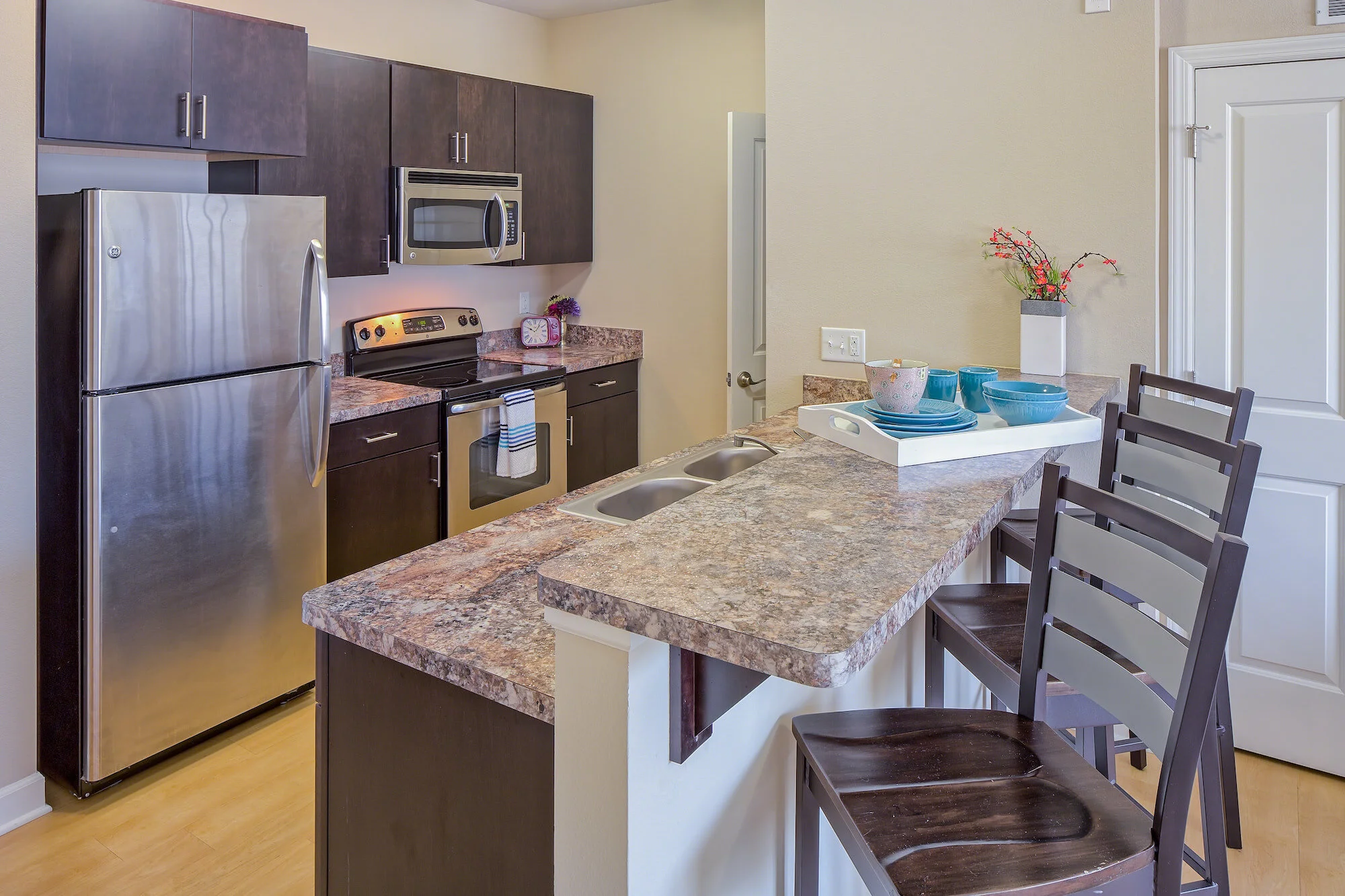 Gallery | Off-Campus Apartments — Irish Flats